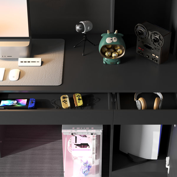 Wade Logan® Cantino 90.6'' W Rectangle Computer Desk with Hutch and ...