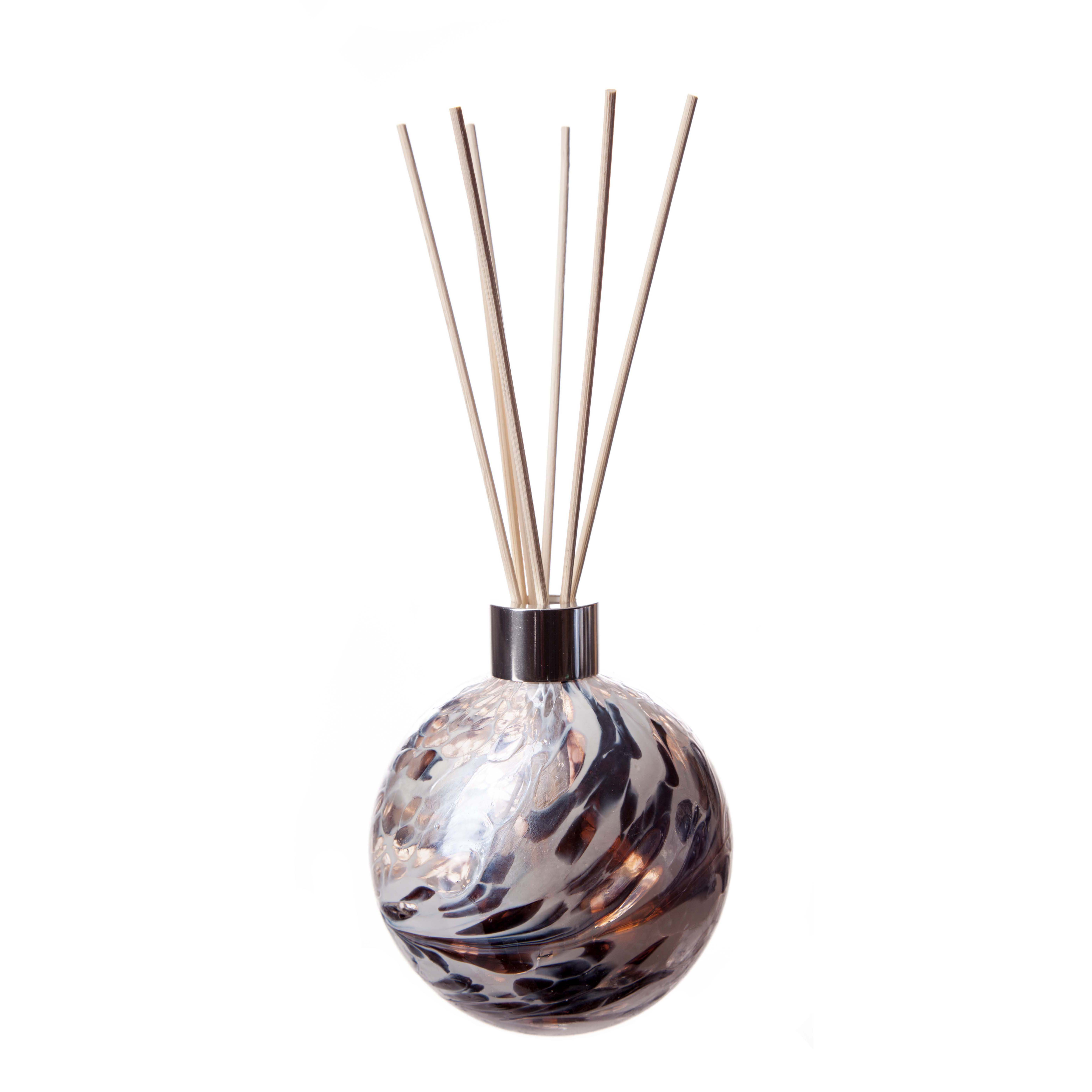 Symple Stuff Ahilyn Reed Diffuser Sphere | Wayfair.co.uk