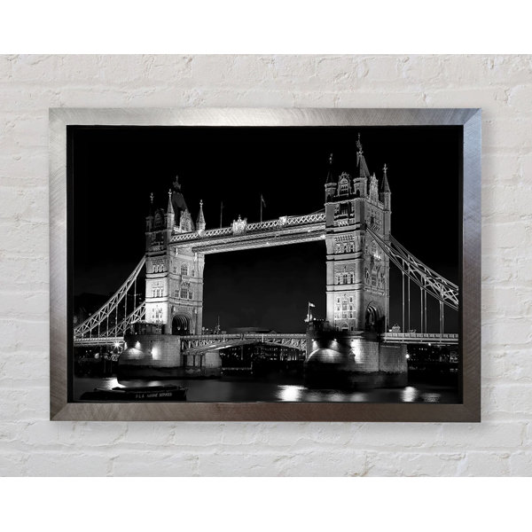 Bright Star London Bridge Retro B N W - Single Picture Frame Print ...