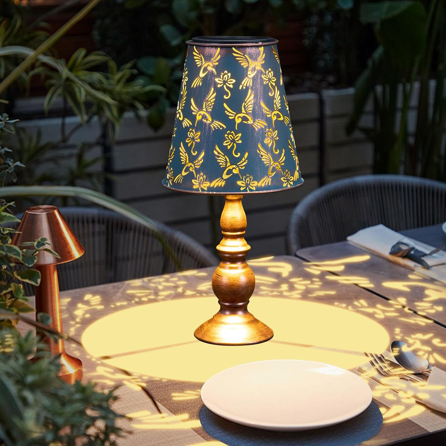 Charlton Home® Deune Solar Table Lamps Bedside Lamps Hummingbird Garden ...