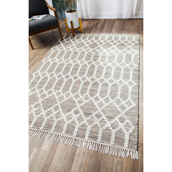 Ivy Bronx Elvia Flatweave Geometric Rug & Reviews - Wayfair Canada