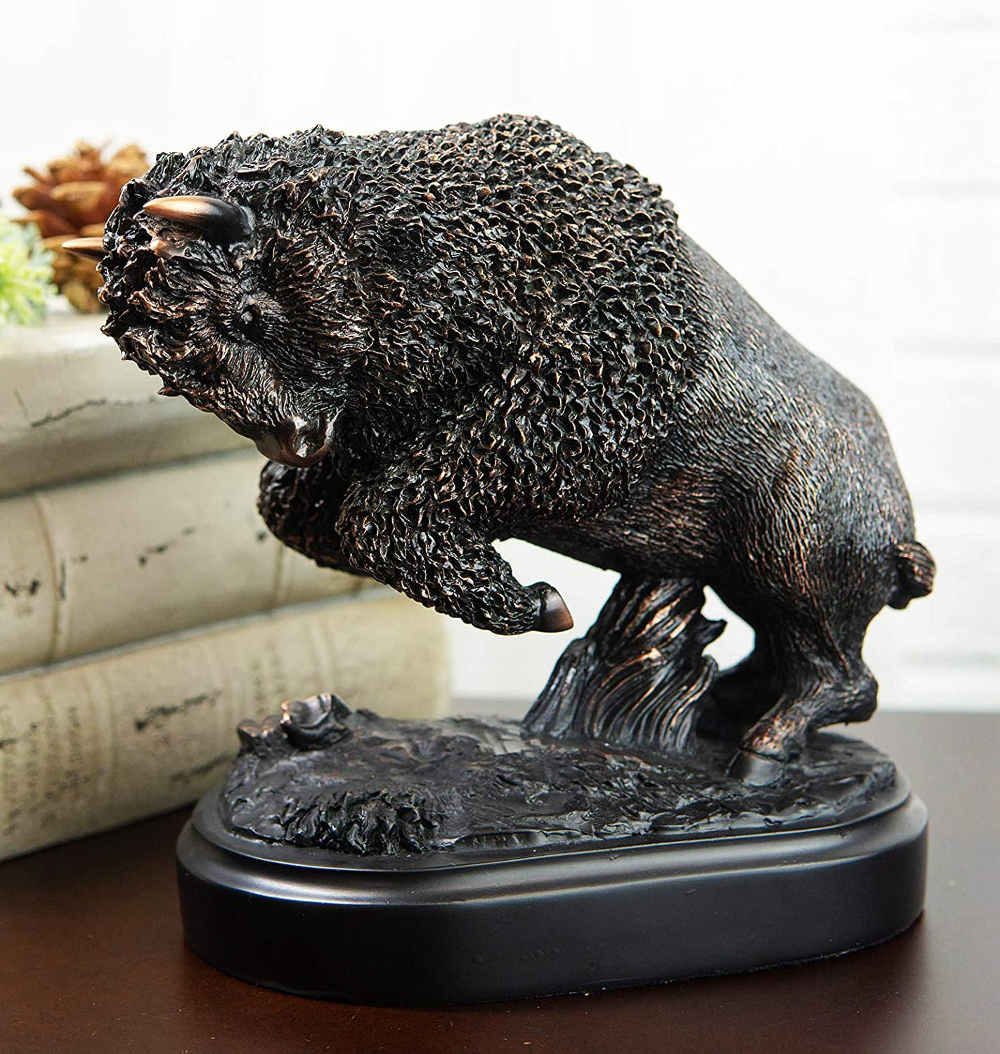 Union Rustic Statue de bison Ebros Native Mohawk Thunder en résine à ...