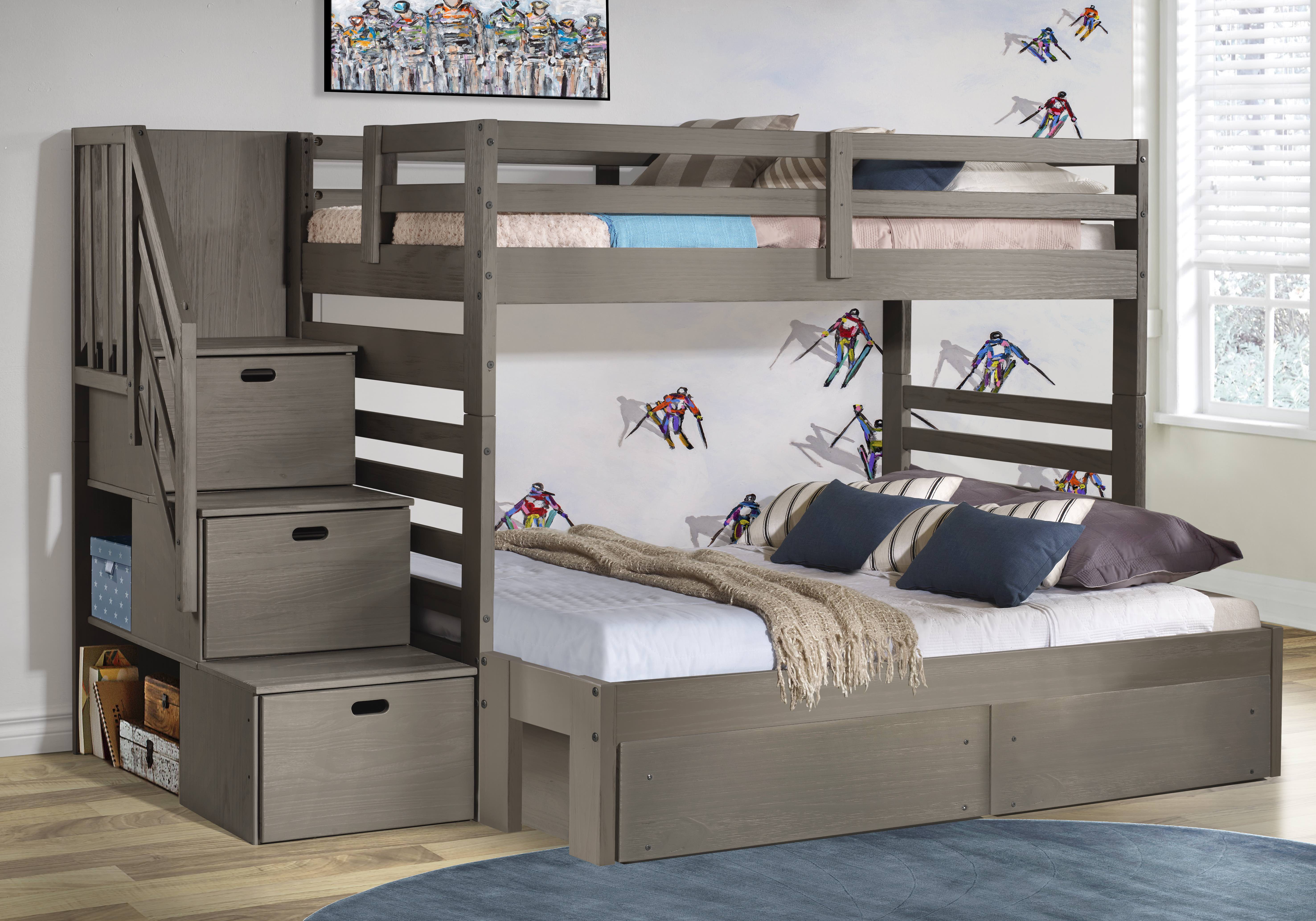 different facing bunk beds