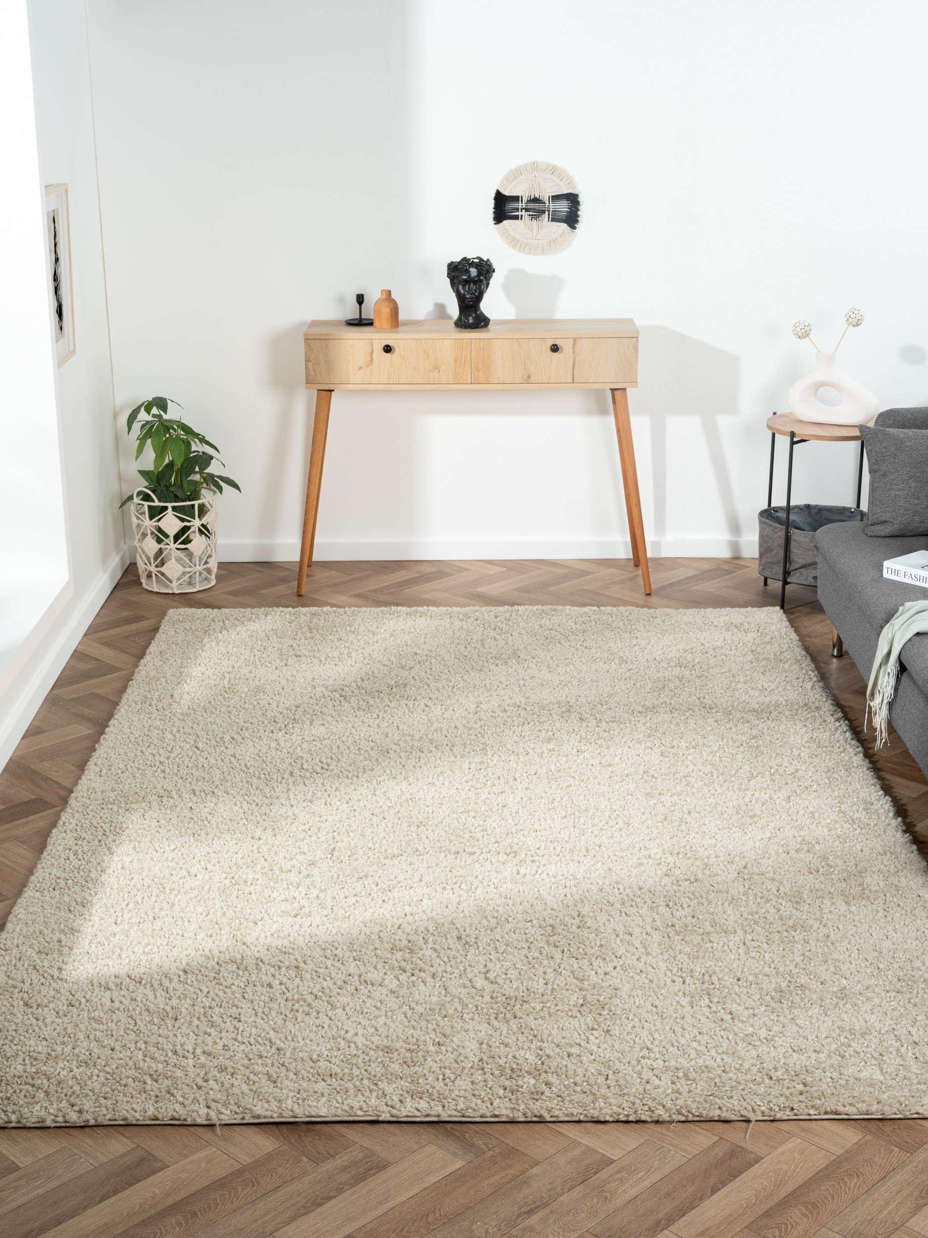 17 Stories Shaggy Lush beige Rug & Reviews | Wayfair.co.uk