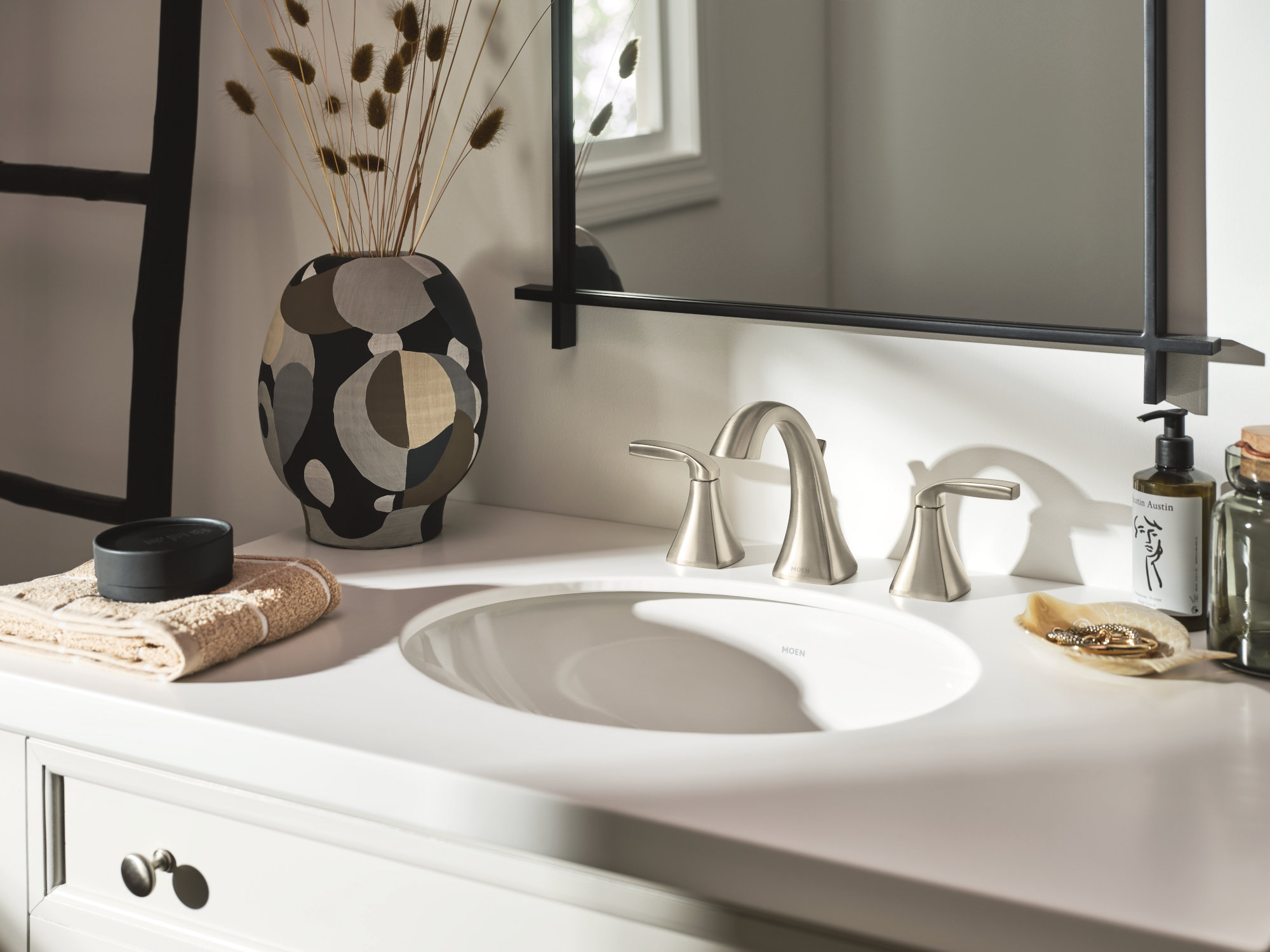 Moen White Vitreous China Undermount Sink, 19.25 X 16.25 X 7.75 Inch ...