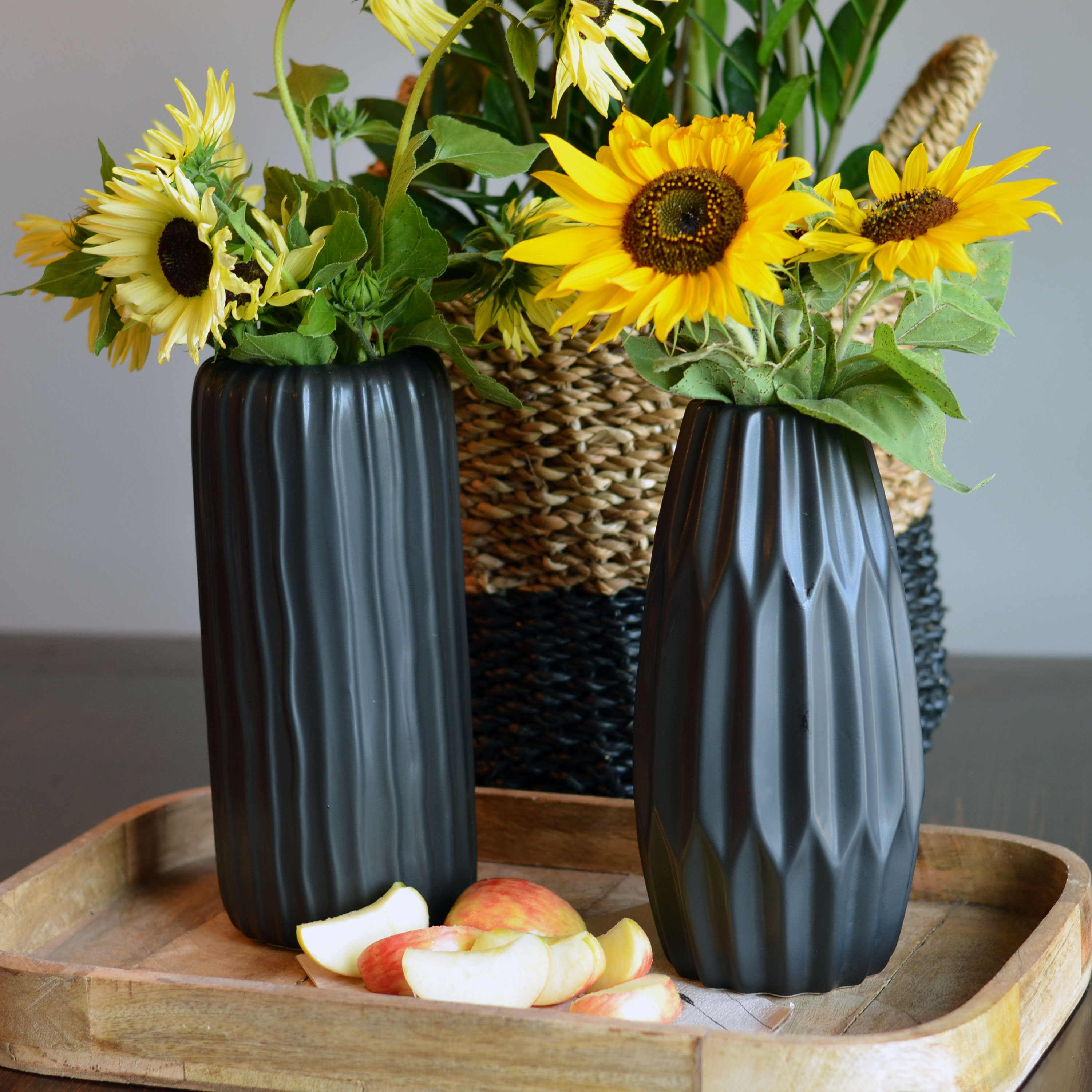 Wrought Studio 2 Piece Black Matte Vase Set - Wayfair Canada