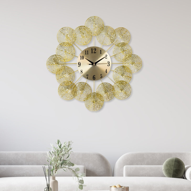Everly Quinn Arev Golden Elegance 45 cm Metal Wall Clock - Silent ...