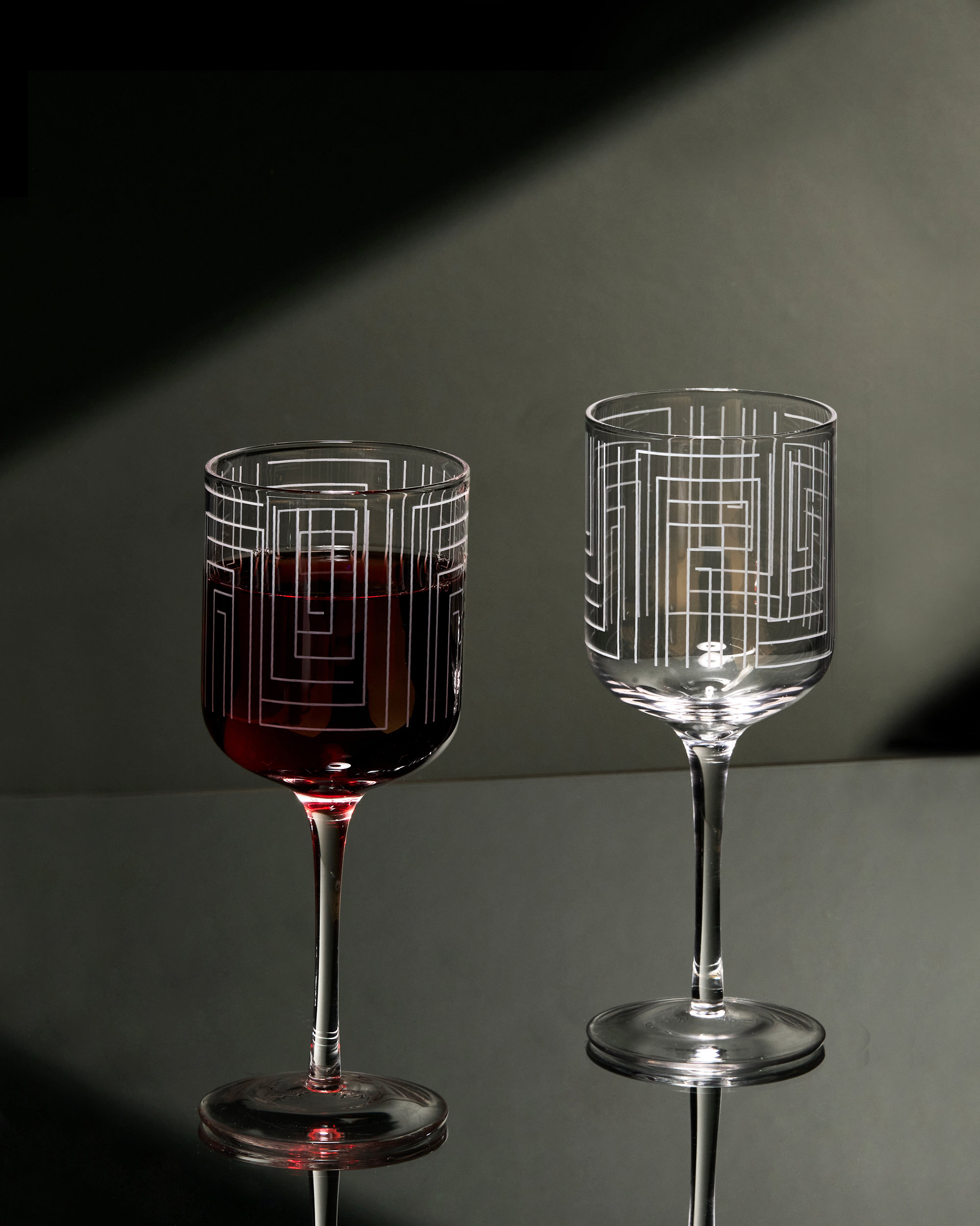 Anton Studio Designs Maze - Wine Glasses - Set of 2 - Clear | Wayfair