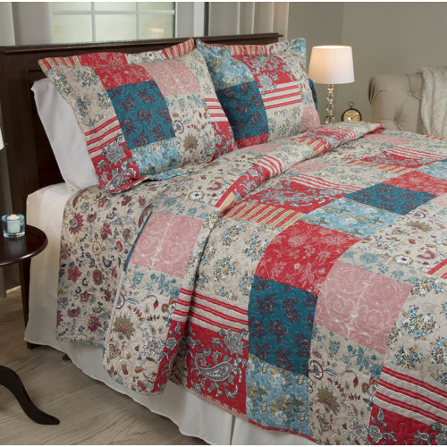 Patchwork Quilts & Quilt Sets | Wayfair