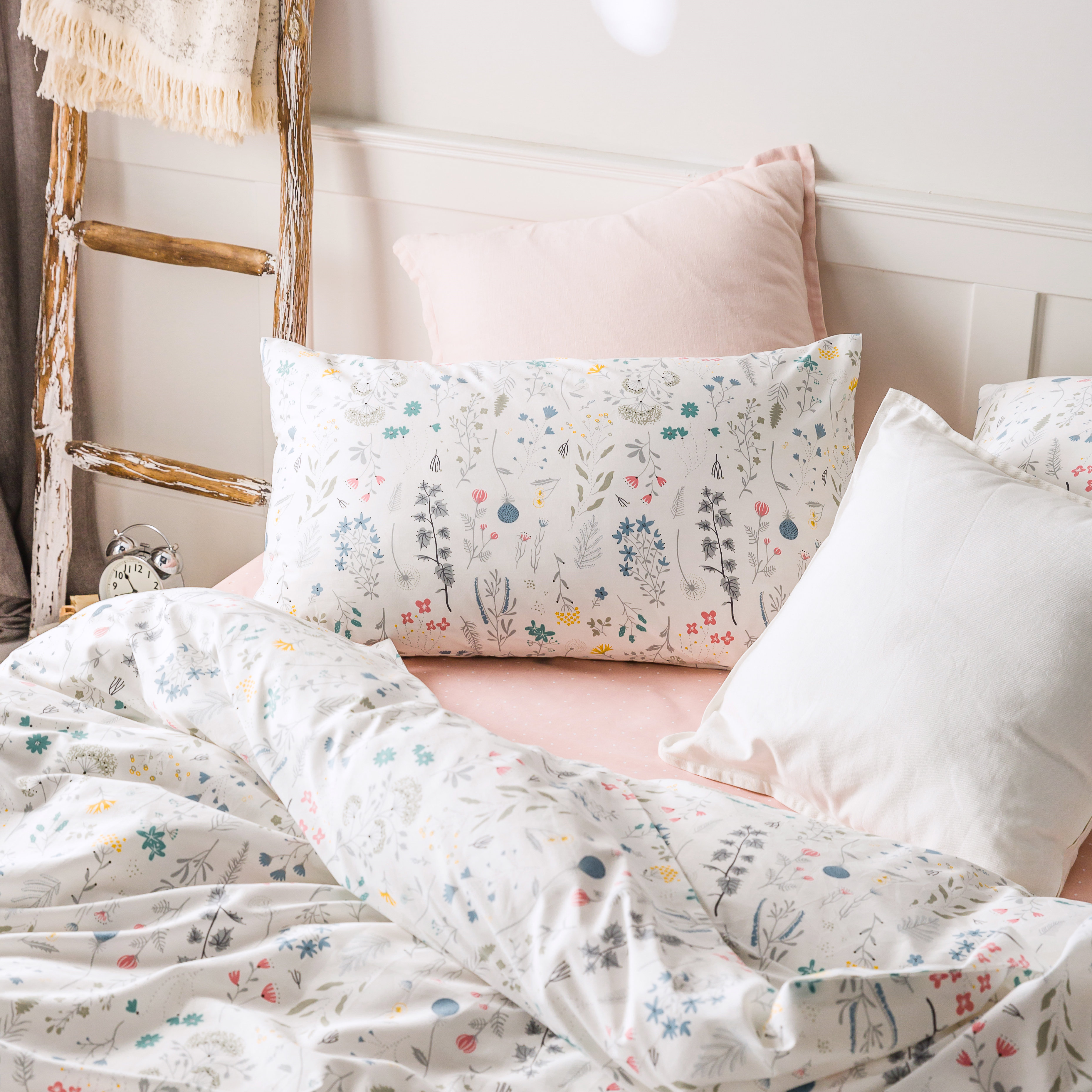 VCLIFE 2-Piece Luxury 100% Cotton Floral Pillowcases | Wayfair