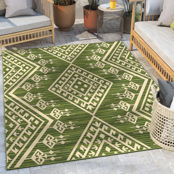 Union Rustic Marigona Diamond Pattern Indoor/Outdoor Green Flat-Weave ...