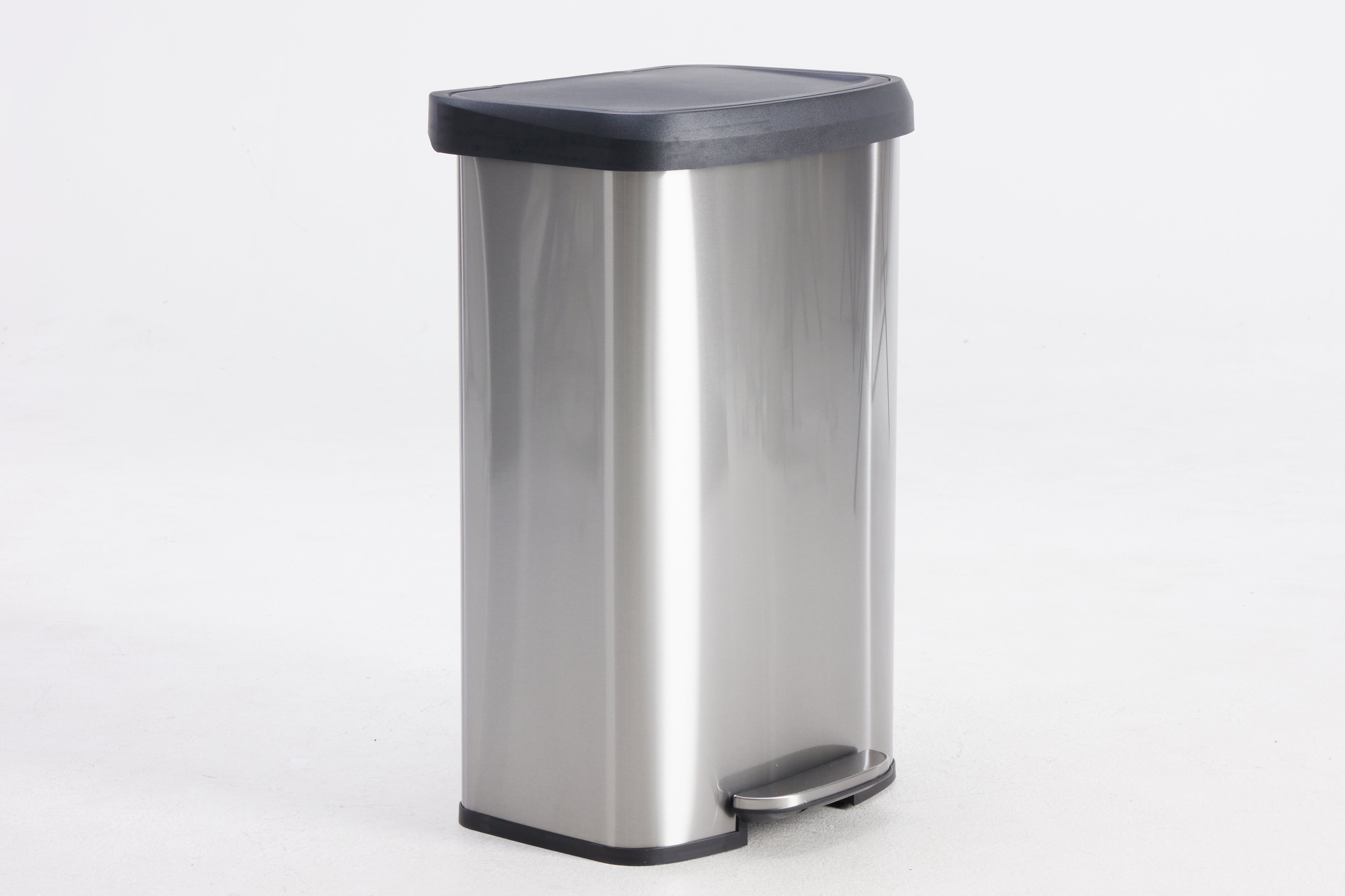 Smugdesk.com 21 Gallon Stainless Steel Step Trash Can For Kitchen, Home ...