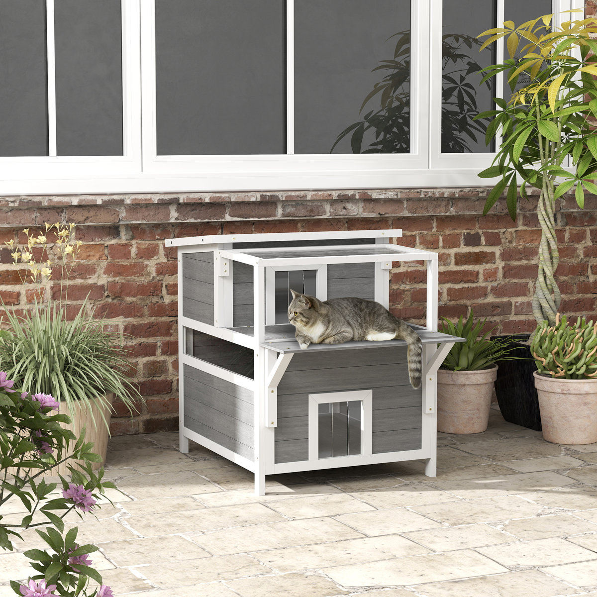 Archie & Oscar™ Outdoor Cat House with Balcony, Feral Cat Shelter with ...