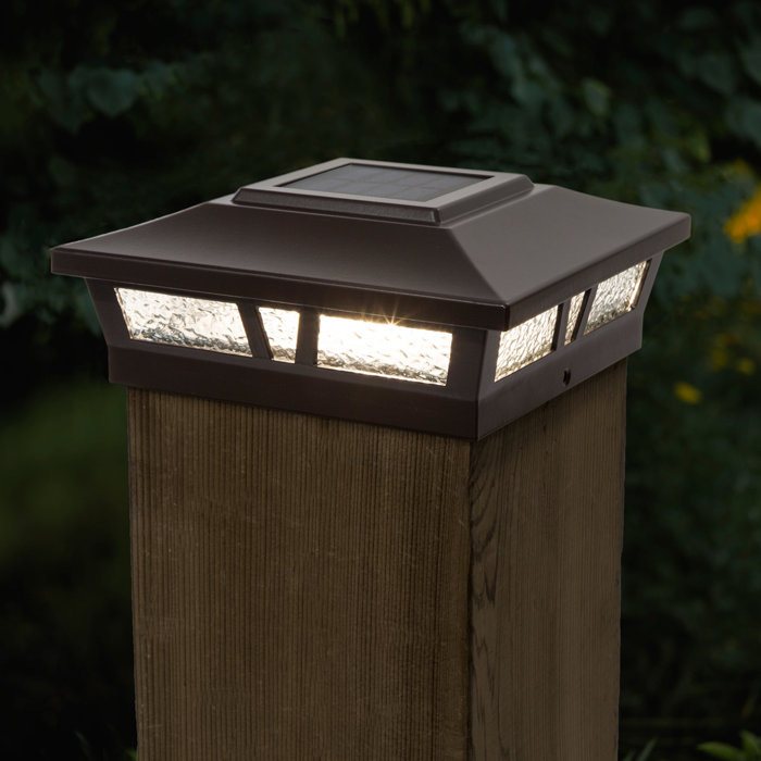 Classy Caps Oxford Solar Powered Integrated LED Aluminium Fence Post ...