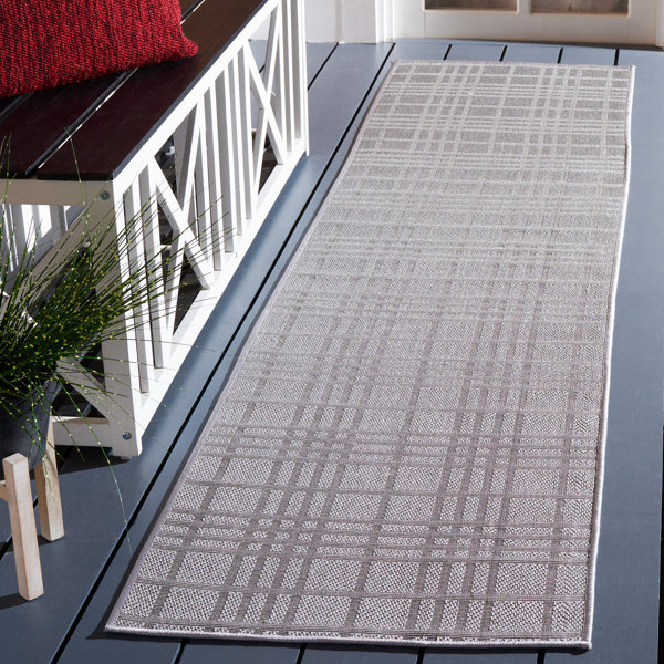 Gracie Oaks Abass Performance Machine Washable Plaid Rug & Reviews ...