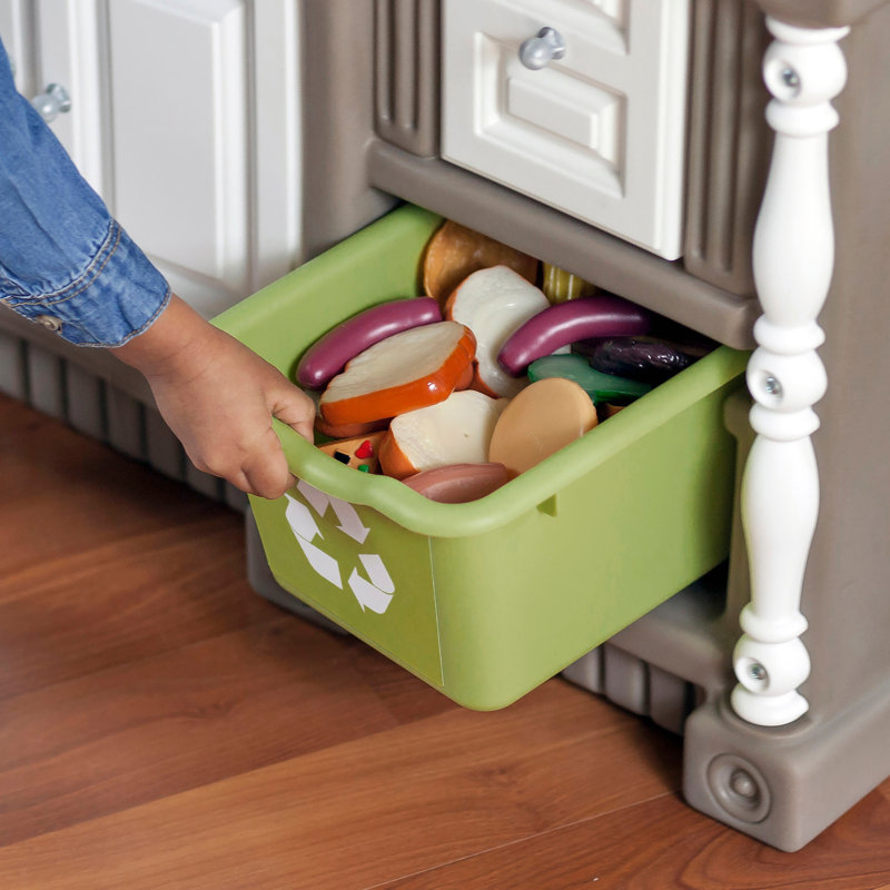 Step2 Lifestyle Dream Kitchen Toddler Pretend Play Toy Kitchen Set ...