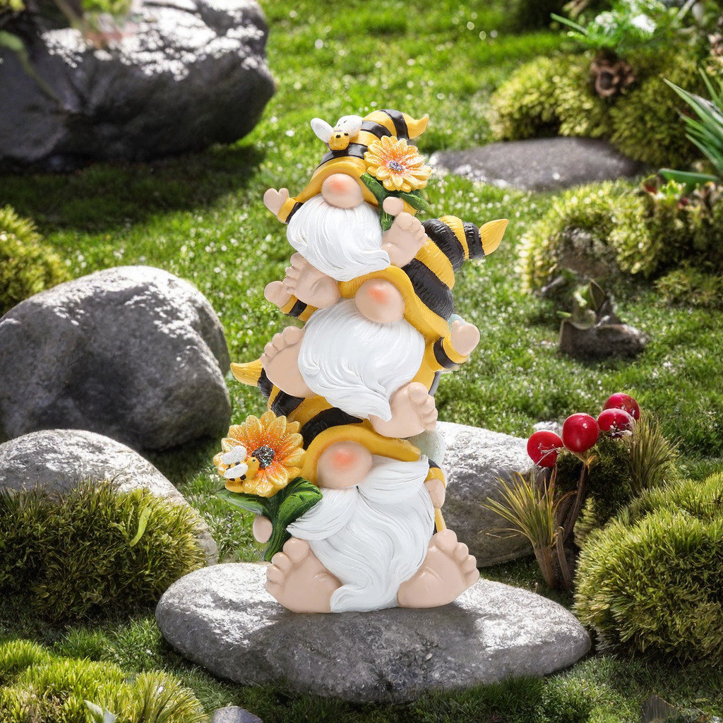 Trinx Statue de jardin en résine Kamree - Wayfair Canada