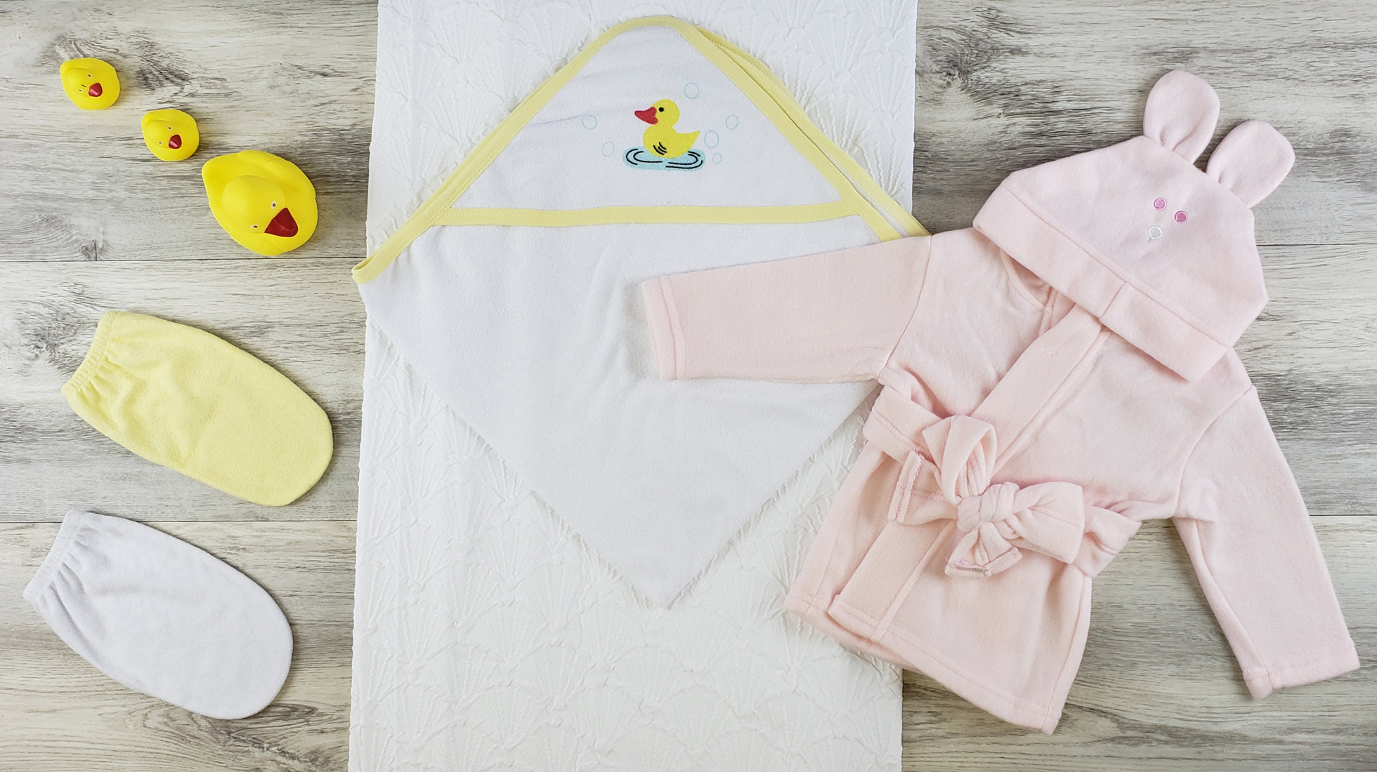 Bambini Hooded Towel, Bath Mittens And Robe | Wayfair