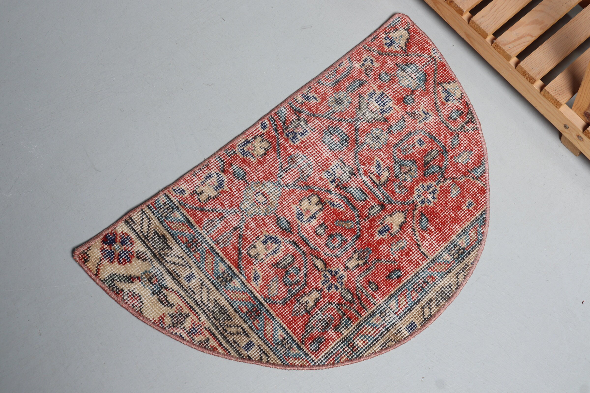 Bungalow Rose Handmade Vintage Oushak Turkish Rug - Small Round Red ...