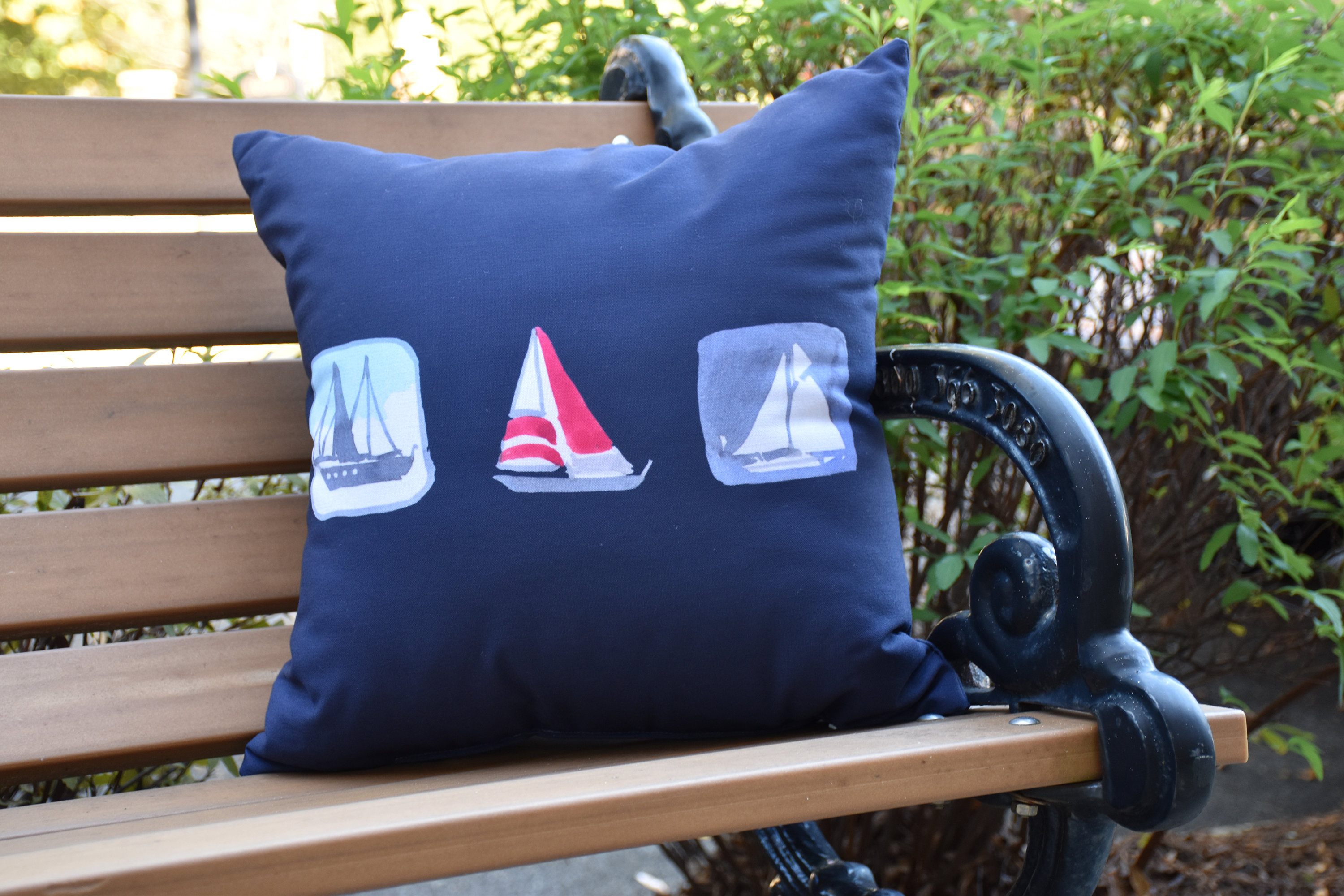 e by design Nantucket Boat Trio Print Outdoor Square Pillow Cover and ...