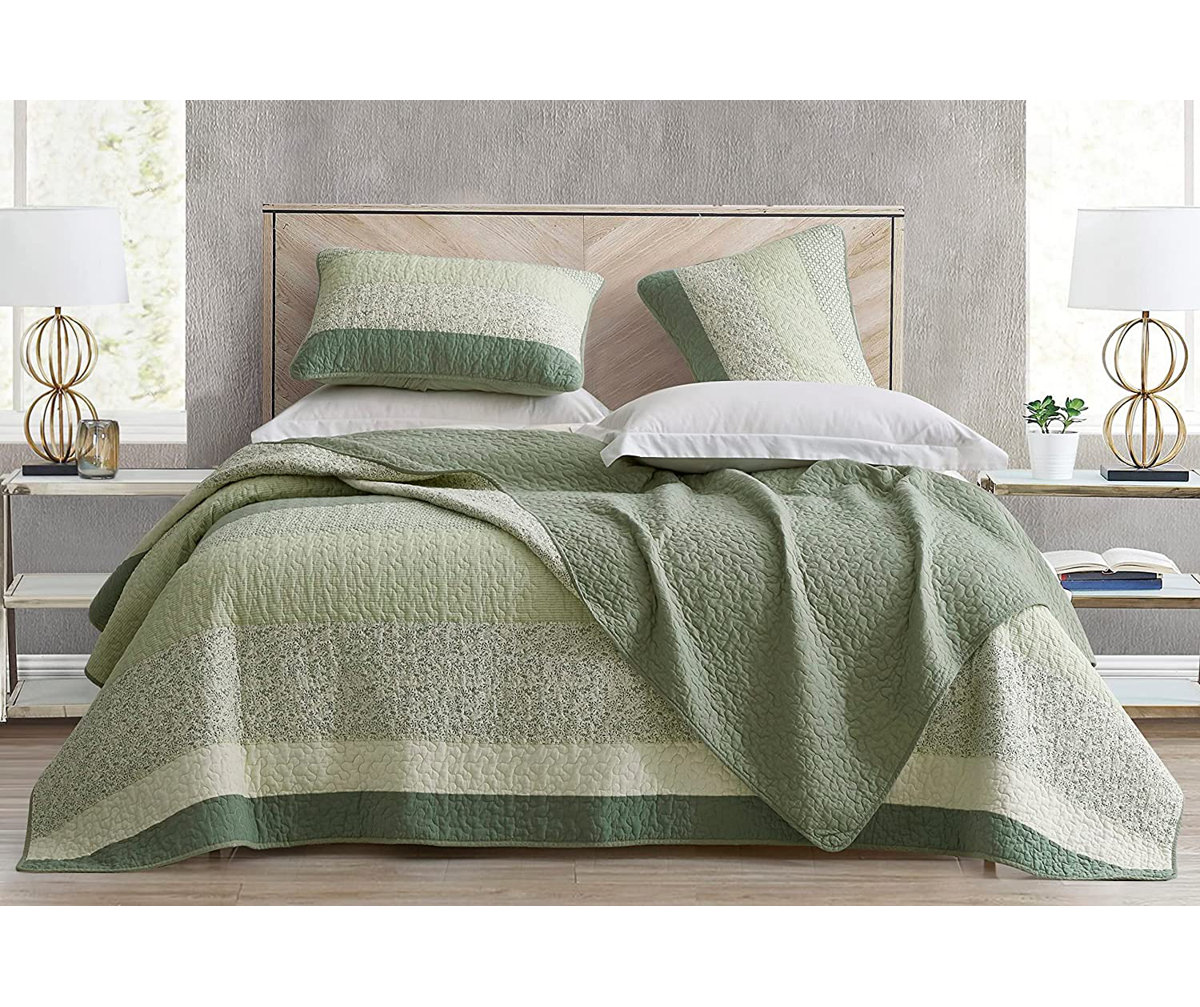 Chezmoi Collection Reed Floral Patchwork Cotton Quilt Set & Reviews ...