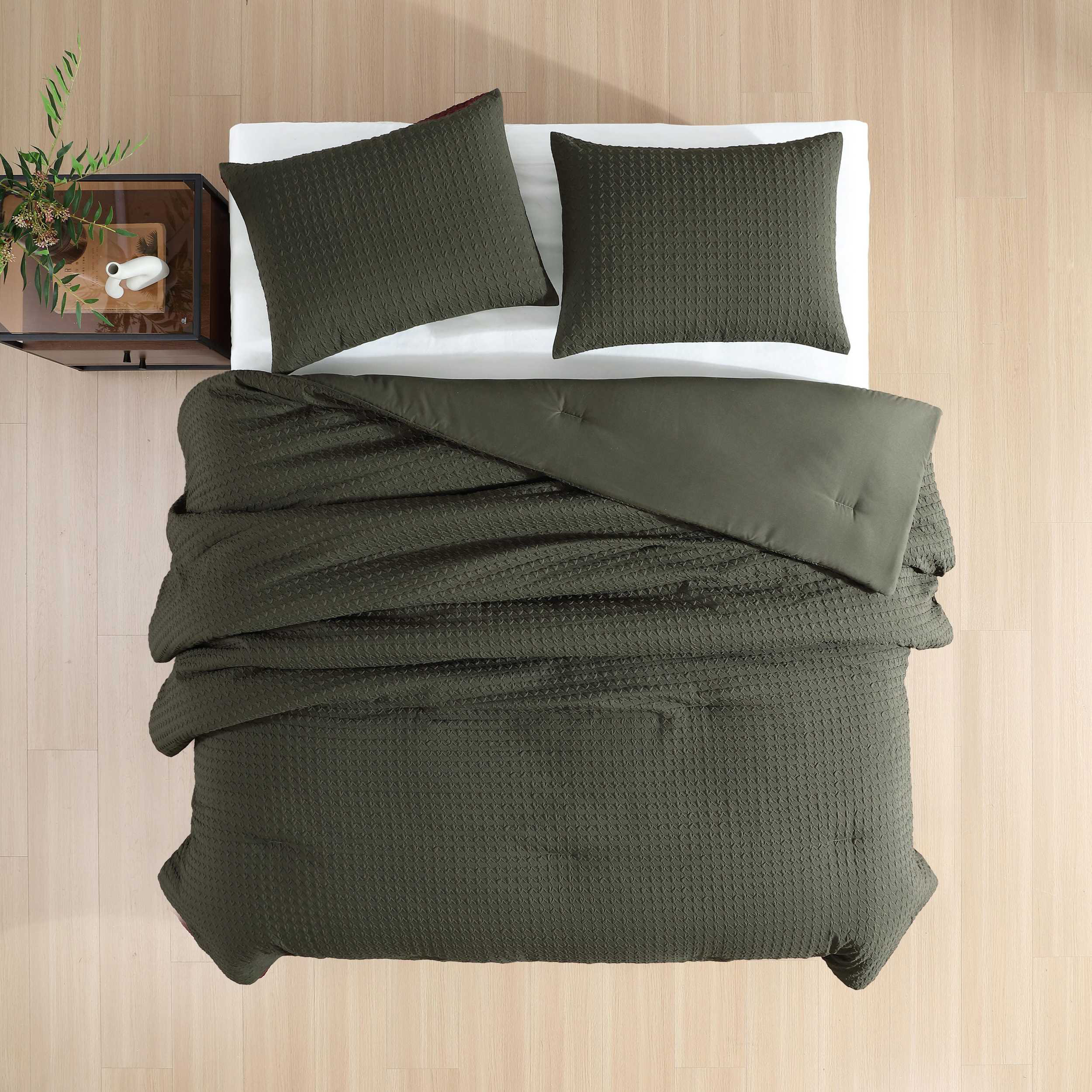 Kenneth Cole Houndstooth Reversible Green Comforter Set | Wayfair