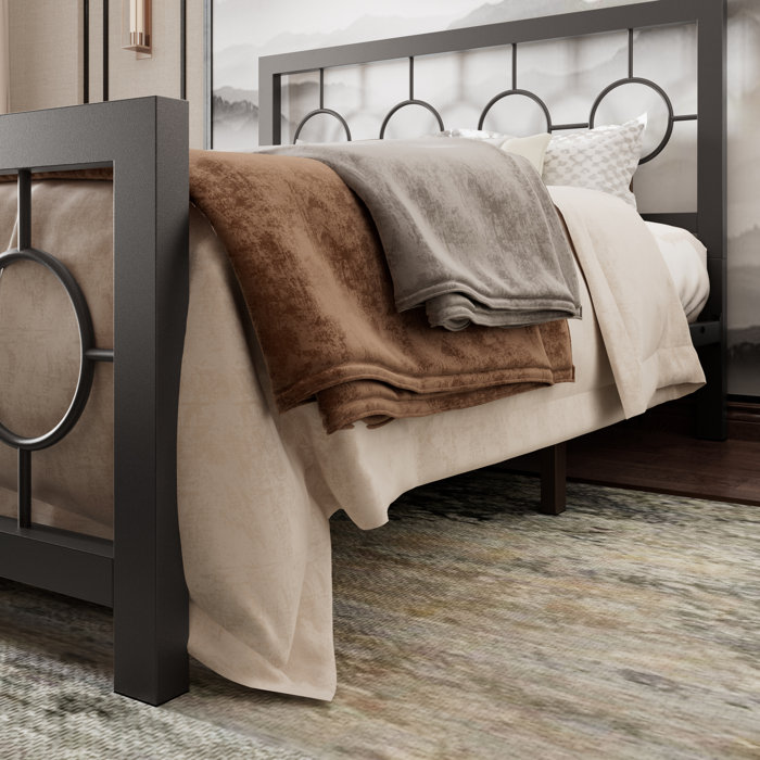 Wade Logan® Avren Oriental Vintage Style Metal Platform Bed & Reviews ...