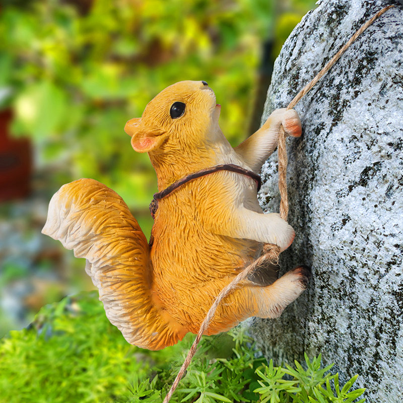 Arlmont & Co. Climbing Squirrel Tree Hugger Garden Squirrel Statue ...
