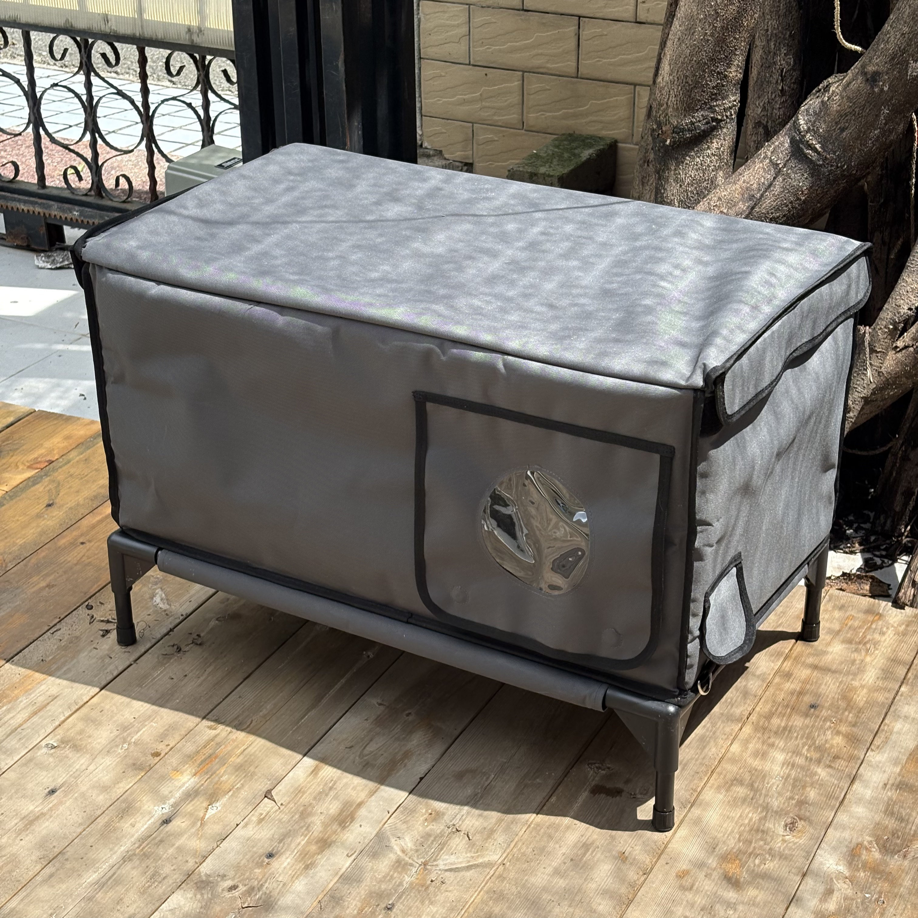 Clawsable Outdoor Heated Cat House with Heating Pad, Waterproof Eaves ...