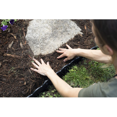 Master Mark Plastics 6'' H x 6'' W Black Vinyl Lawn Edging & Reviews ...