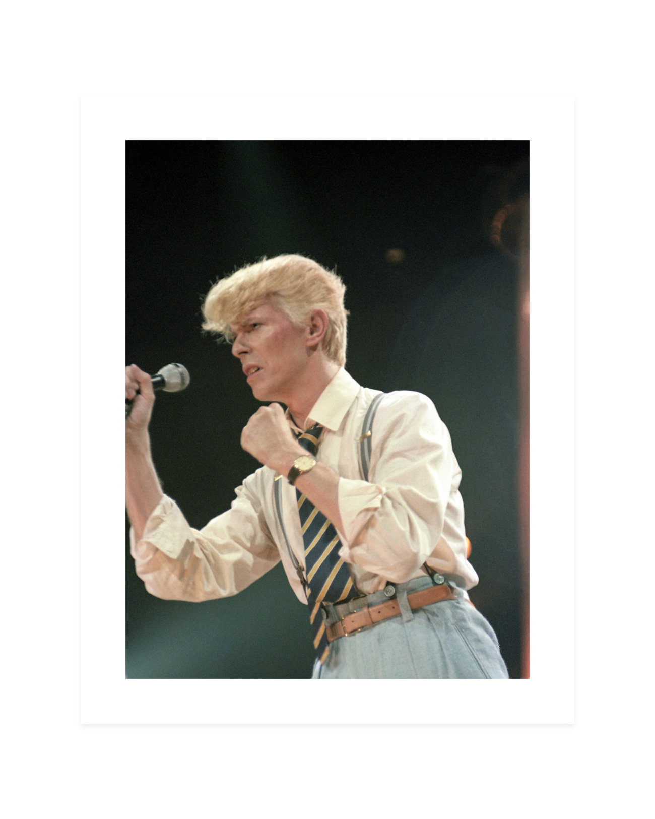 Globe Photos Entertainment Candid Portrait Of David Bowie Singing At ...