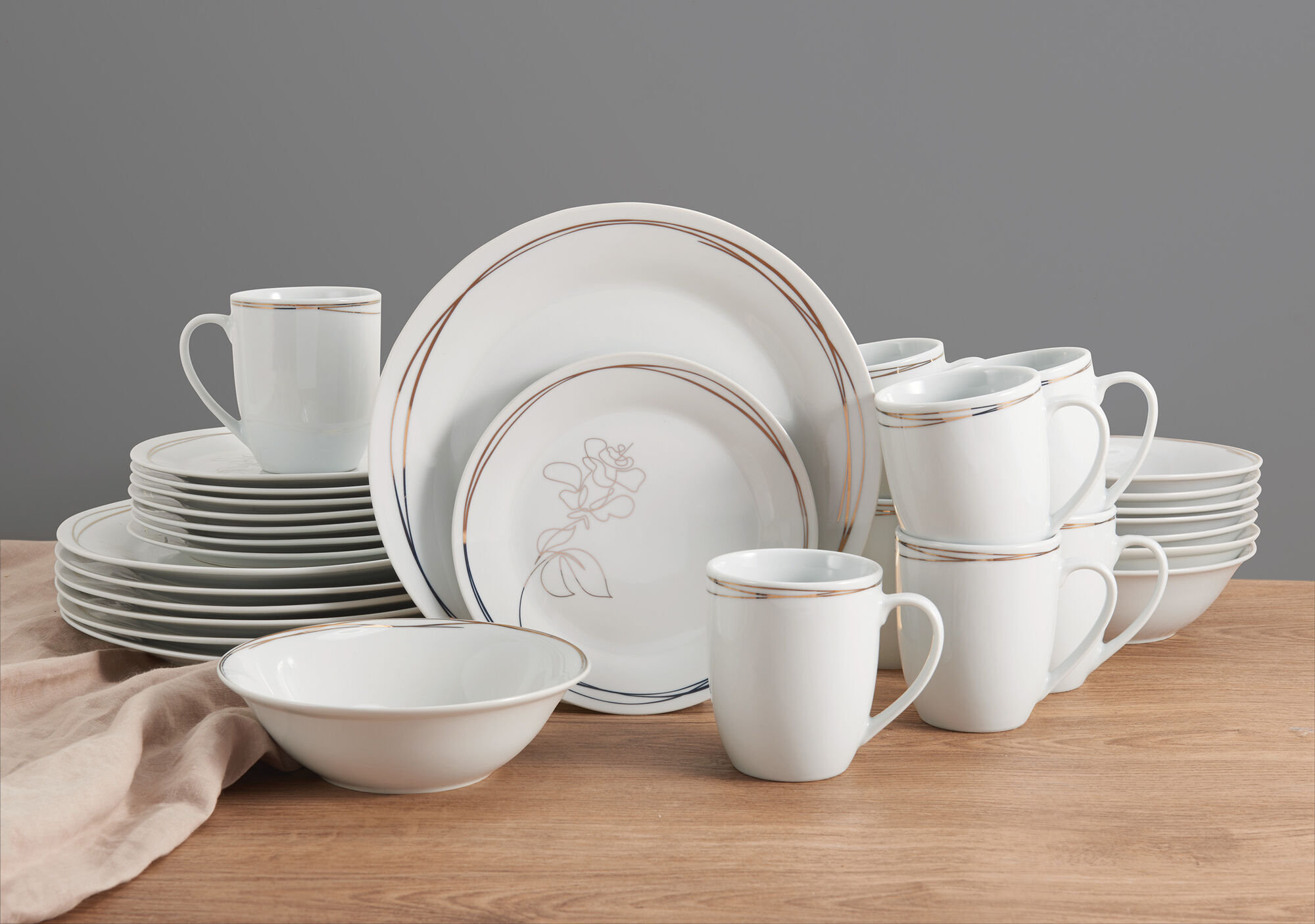 Fitz and Floyd Love Blooms 32-Piece Porcelain Dinnerware Set, Service ...