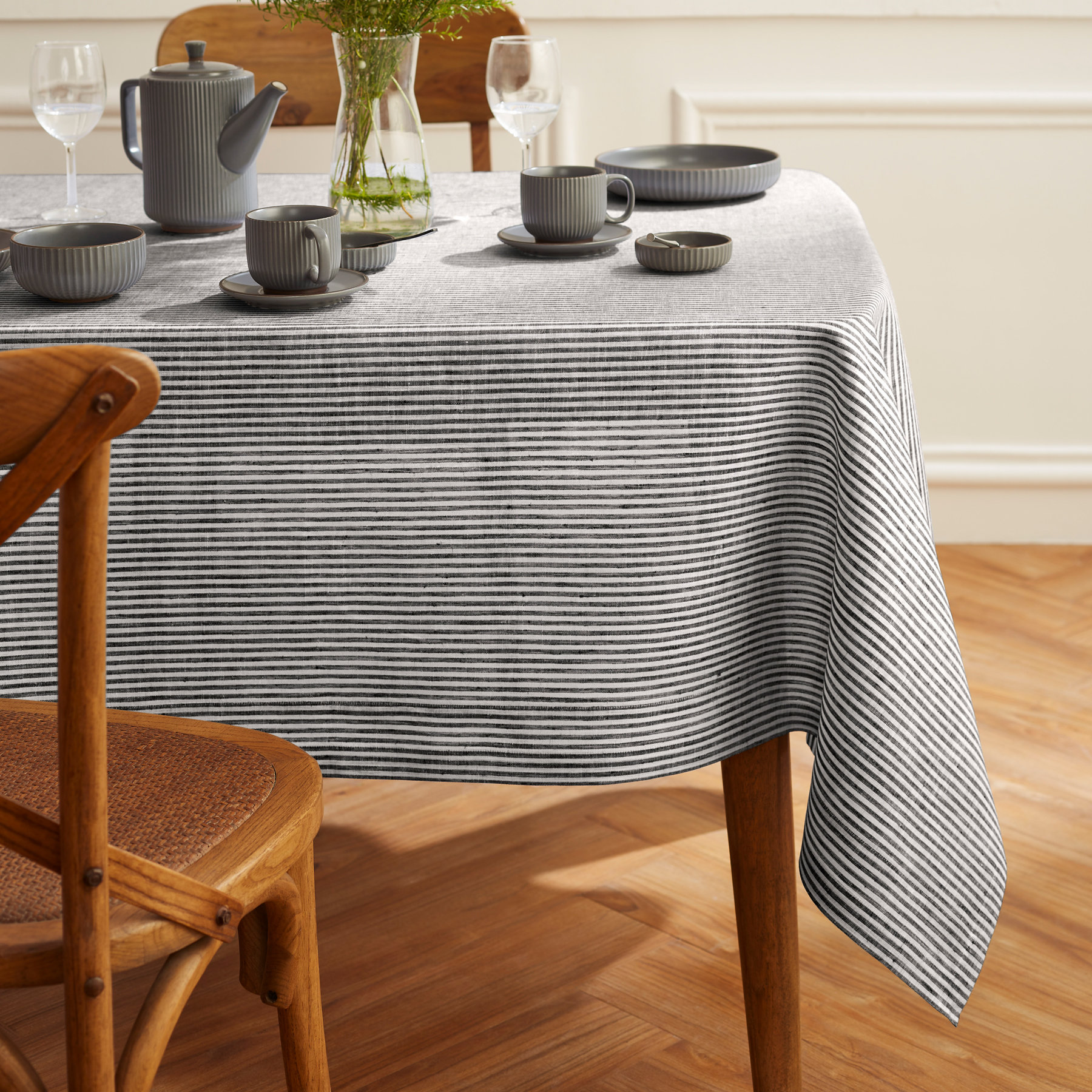 Solino Home Narrow Stripe - 100% Pure Linen Rectangle Dining Tablecloth ...