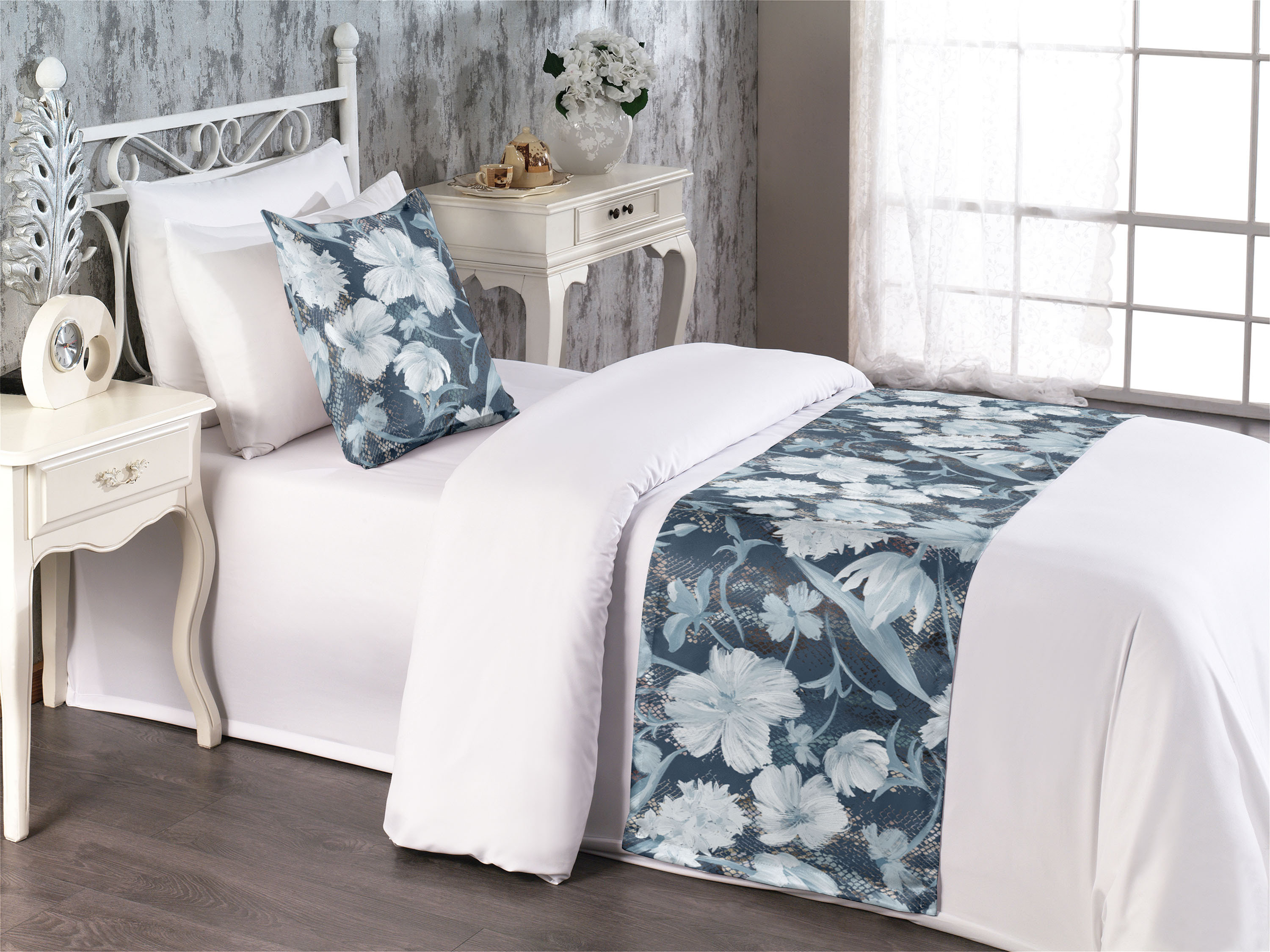 Ambesonne Floral Boho Bed Runner Set Vintage Retro Petals Slate Blue ...