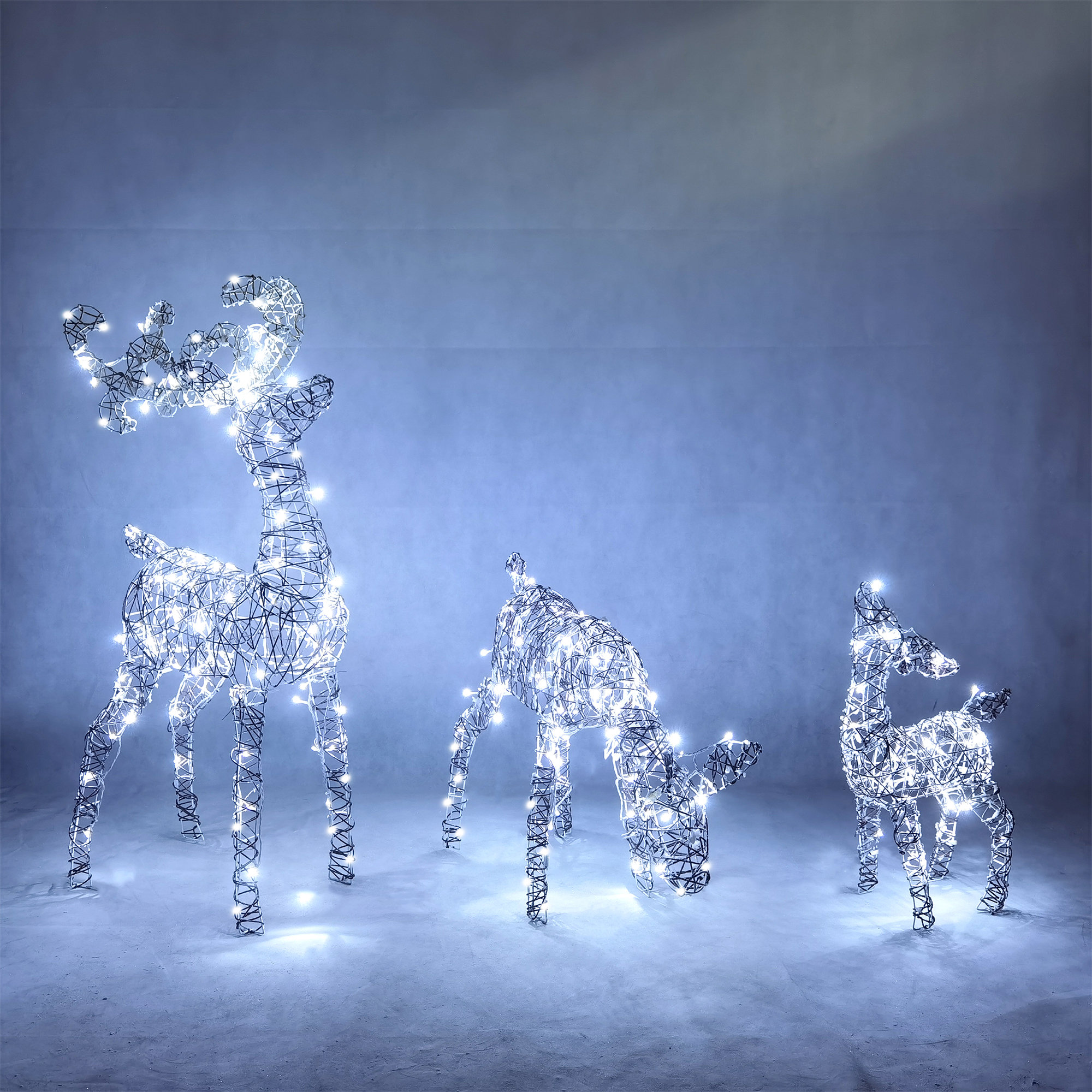 Joiedomi 3 Packs Christmas Decoration Deer Family, 185 LED Lighted ...