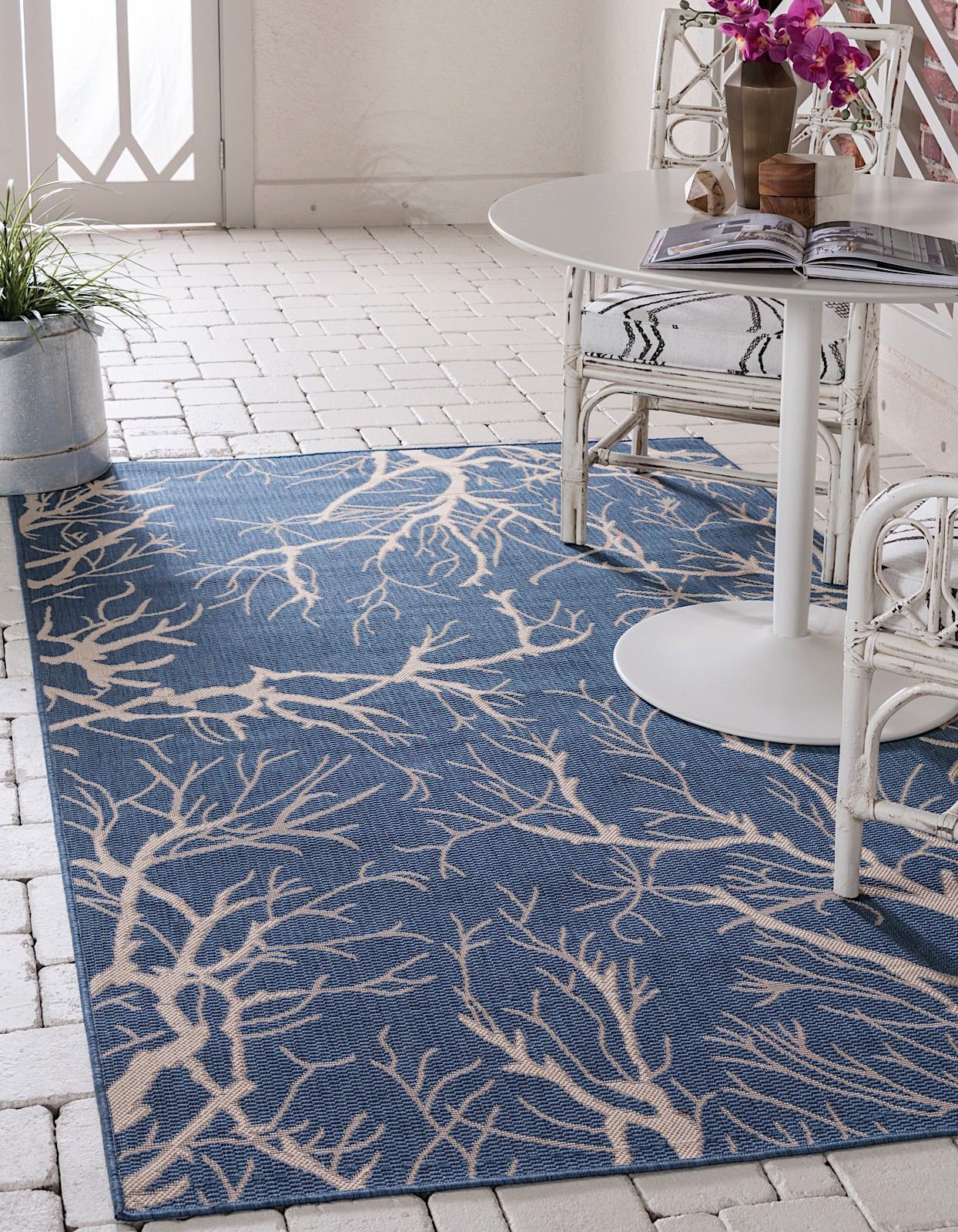 Highland Dunes Outdoor Veranda Area Rug Waves Color & Reviews | Wayfair