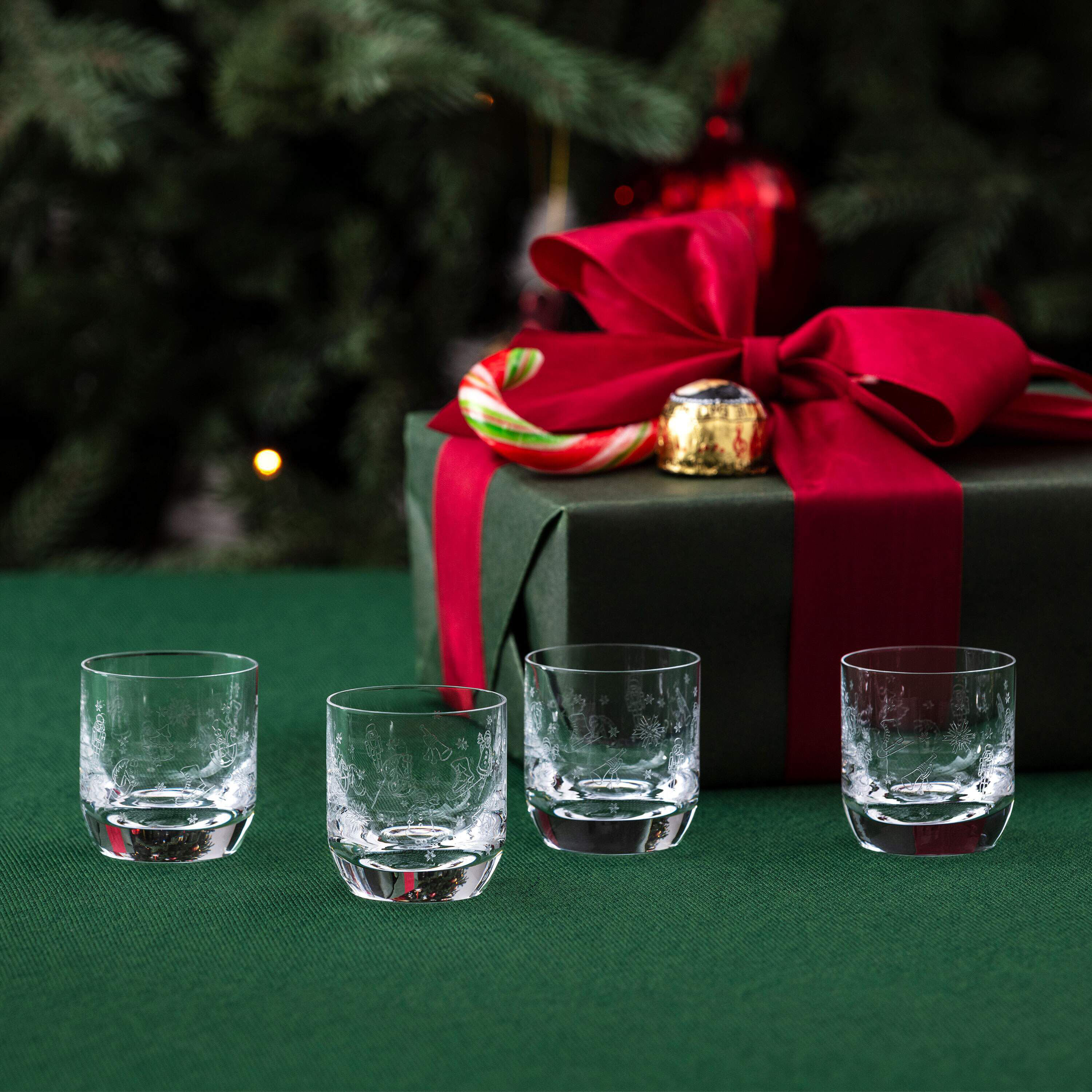 Villeroy & Boch – Toy's Delight Christmas 4-Piece Shot/Schnapps Glass ...