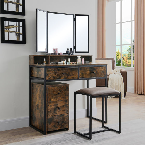 17 Stories Fucci Vanity & Reviews | Wayfair