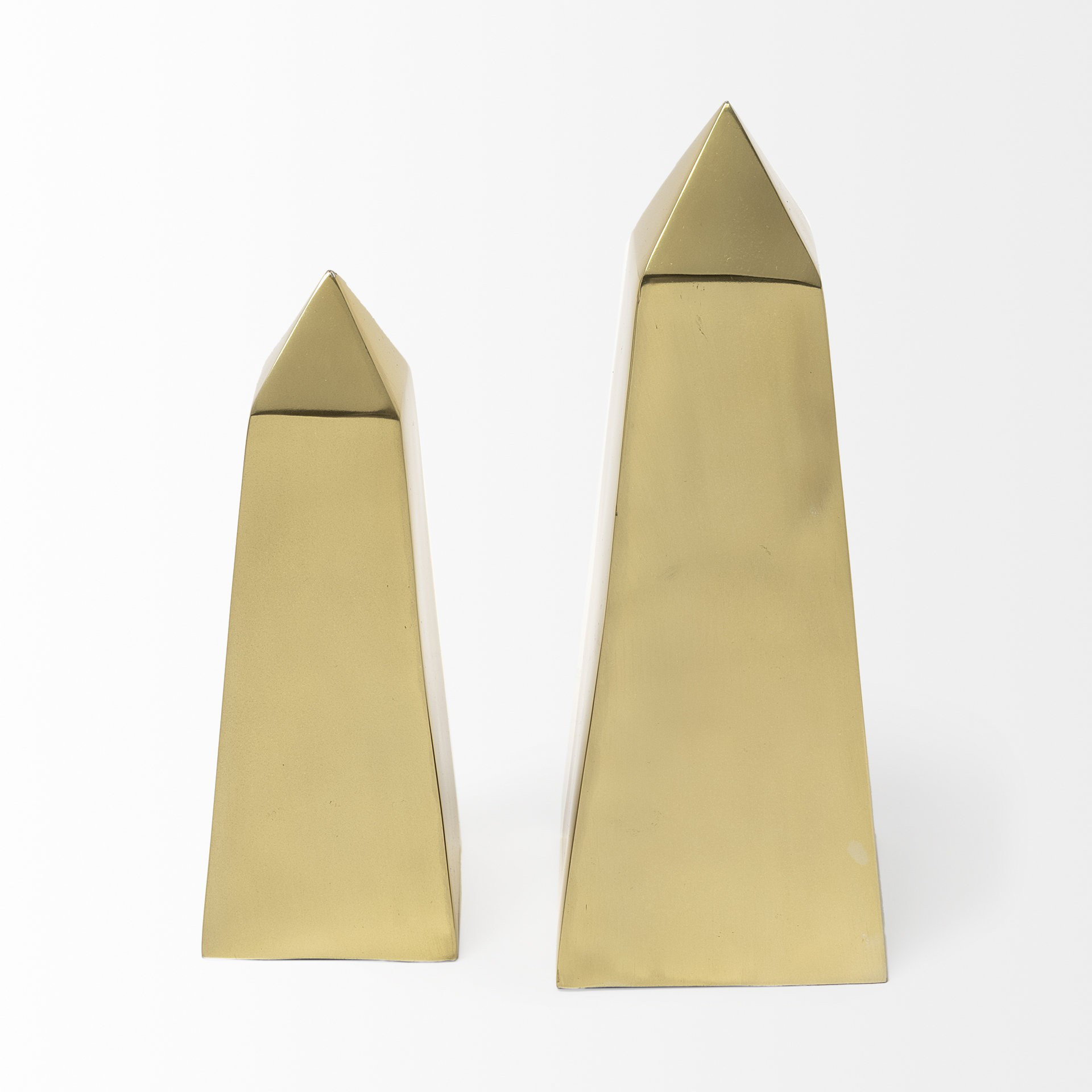 Everly Quinn 2 Piece Metal Elongated Pyramid Décor Sculpture Set ...