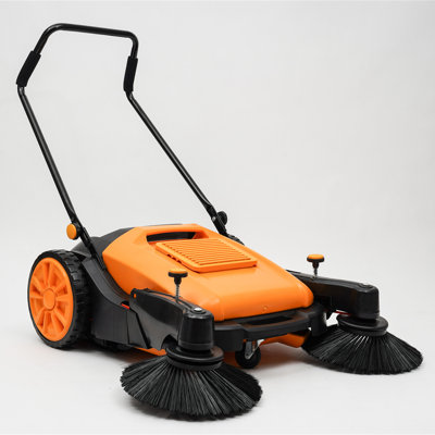 push sweeper outdoor