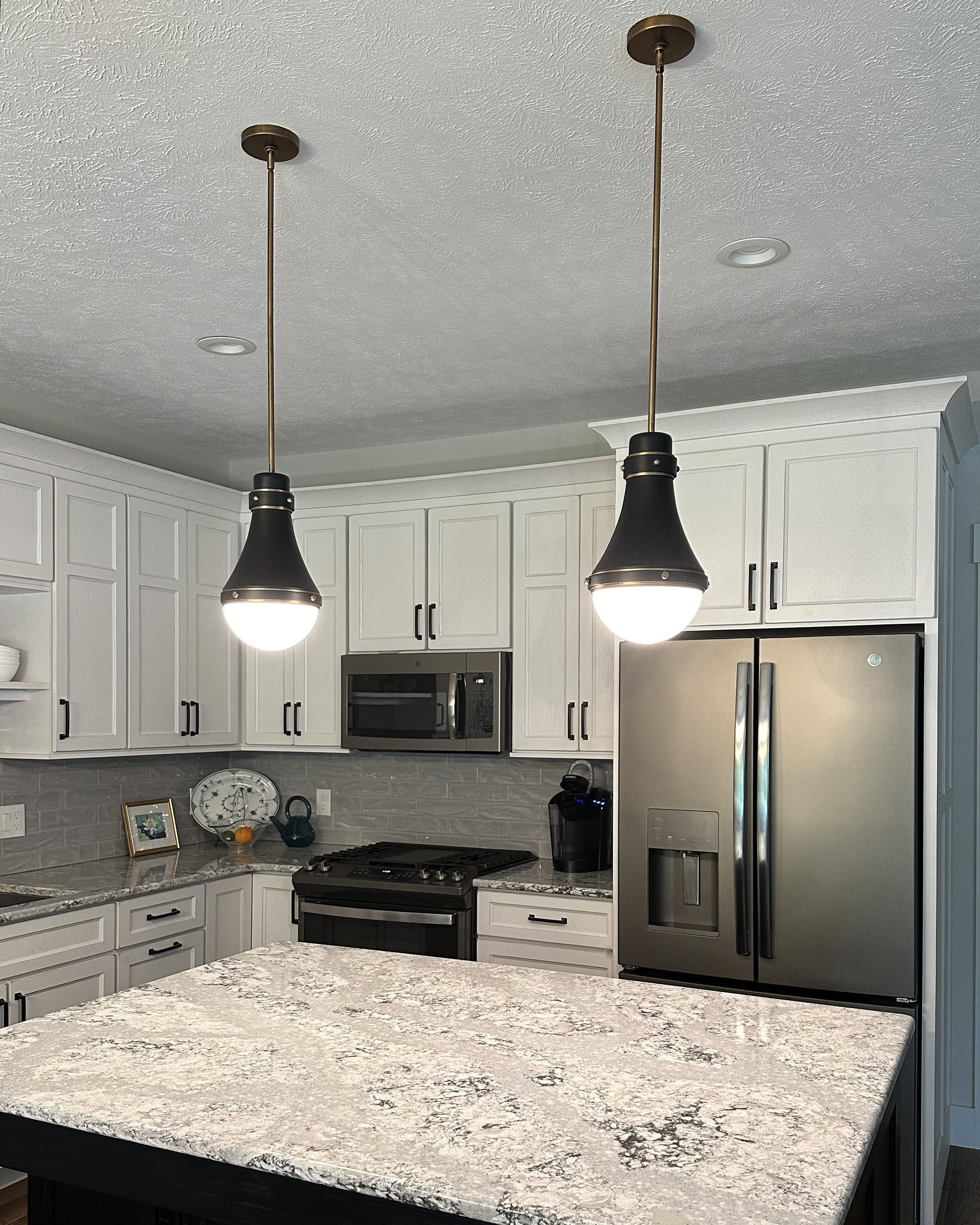 Hinkley Oliver Adjustable Pendant Light w/ Etched Opal Glass & Reviews ...
