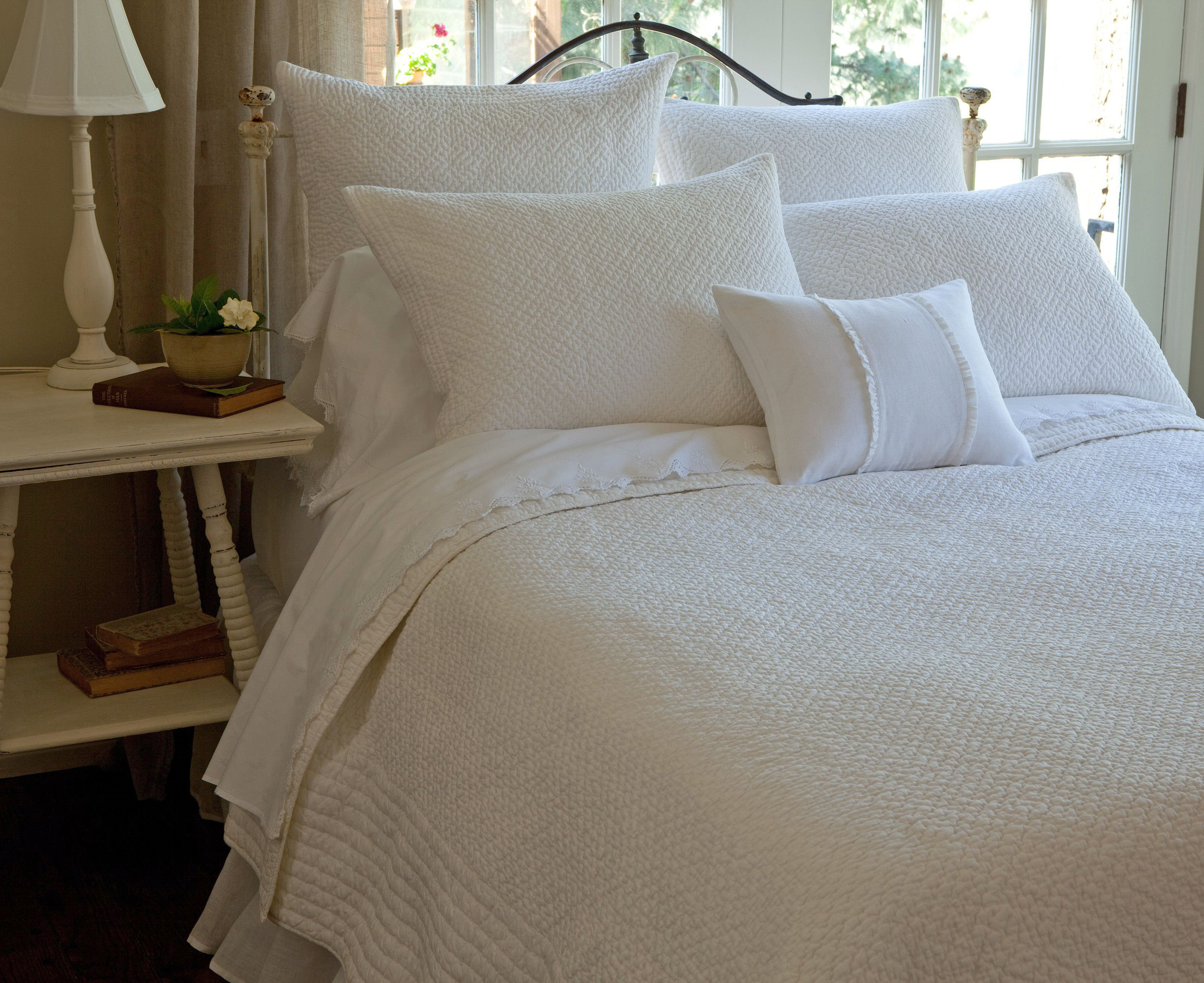 Taylor Linens Grace Cotton Quilt | Wayfair
