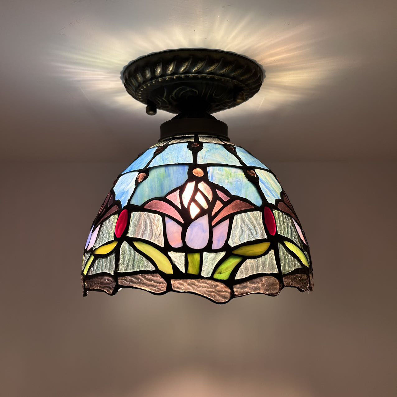 Fleur De Lis Living Tiffany Ceiling Lights Fixture Stained Glass Tulips ...