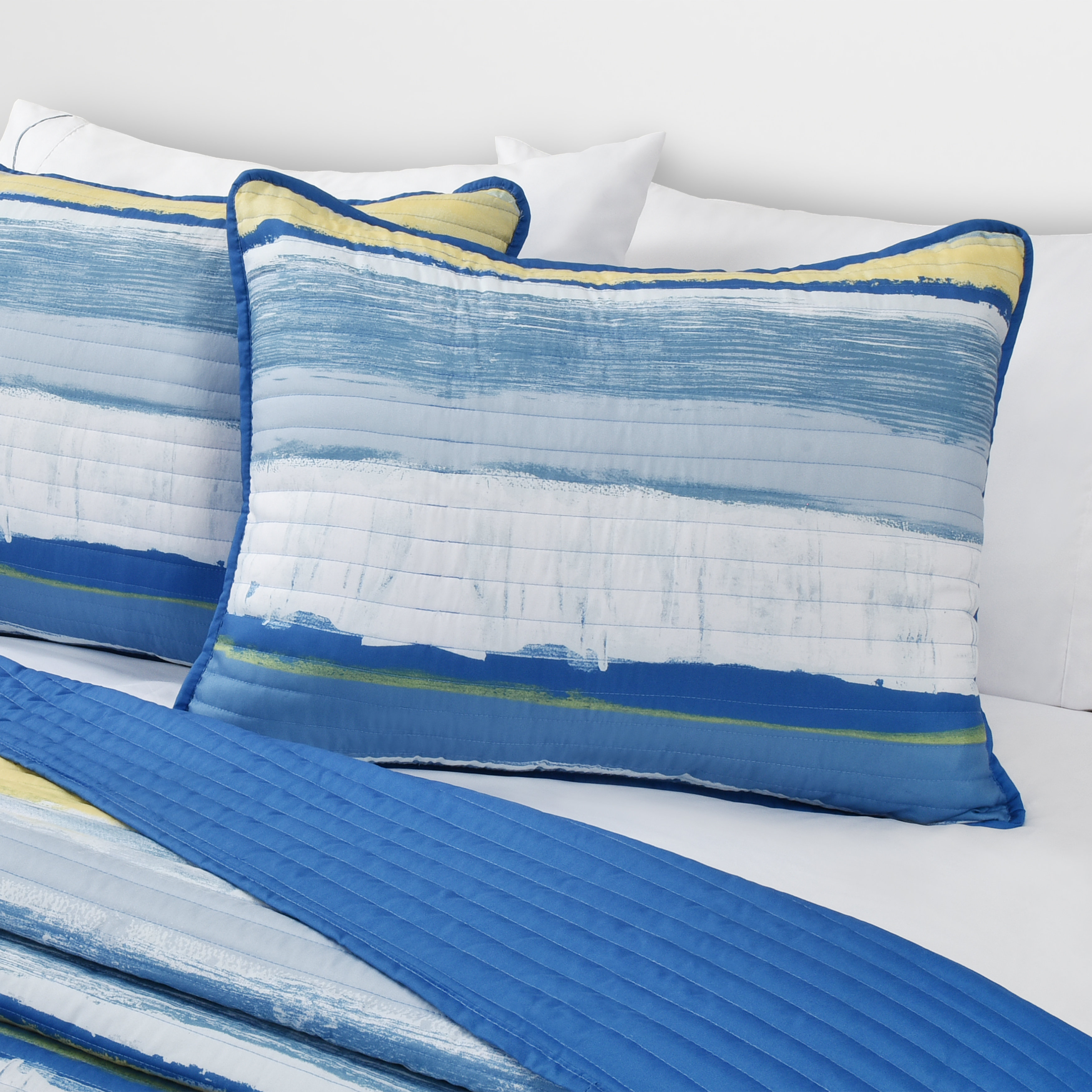 Five Queens Court Seaside Quilt Set | Wayfair