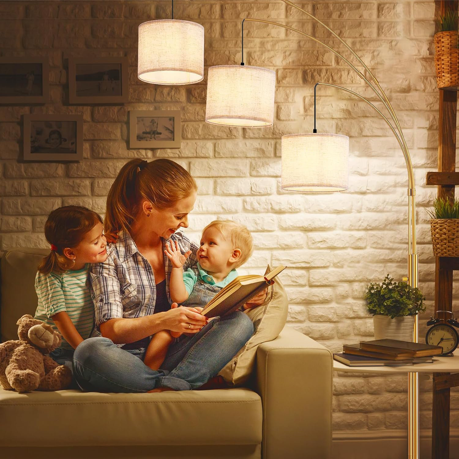 Everly Quinn Modern Dimmable Floor Lamp With 3 Adjustable Lights, 360 ...