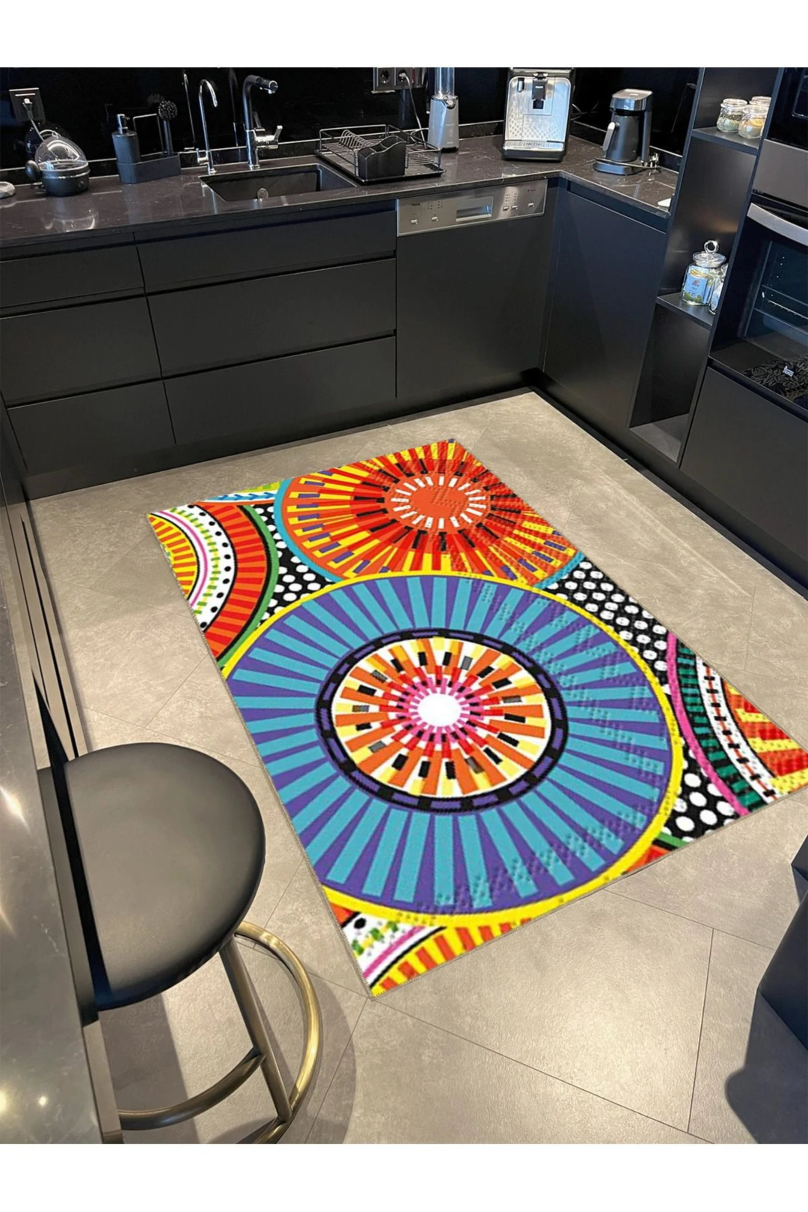 East Urban Home Modern Decorative Carpet With Multicolored Geometric ...