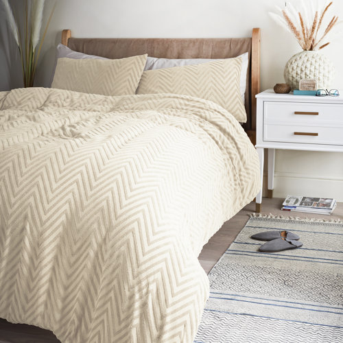 CosmoLiving by Cosmopolitan Cosmo Living Ivory Tufted Chevron Duvet Set ...