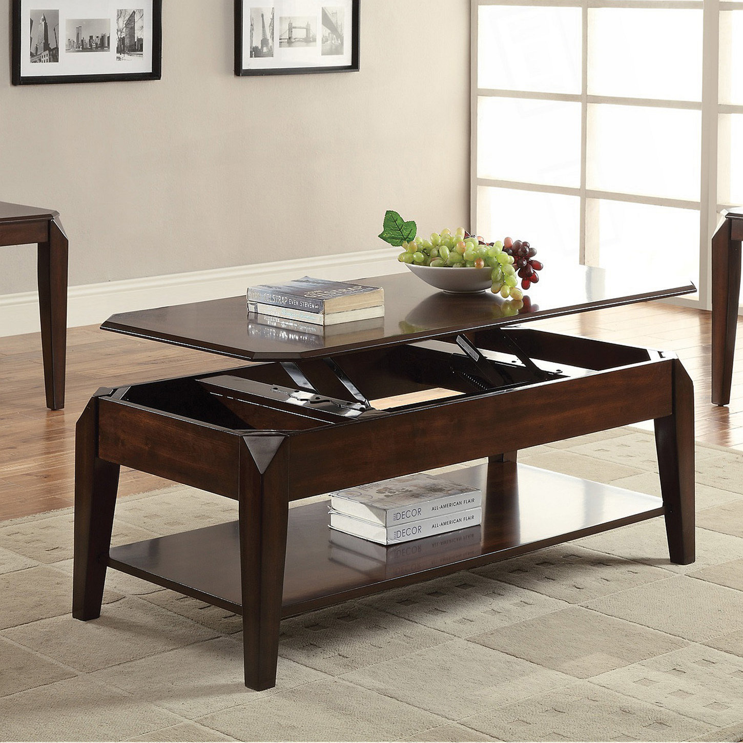 Lark Manor Table basse avec plateau relevable et tablette - Wayfair Canada