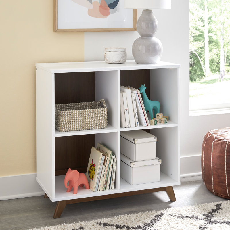 DaVinci Otto Convertible Changing Table and Cubby Bookcase & Reviews ...
