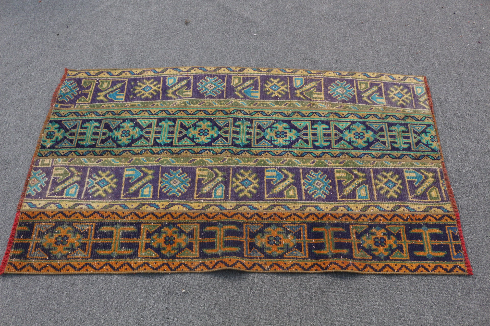 Dakota Fields Experience A Bohemian Touch With This Turkish Door Mat ...